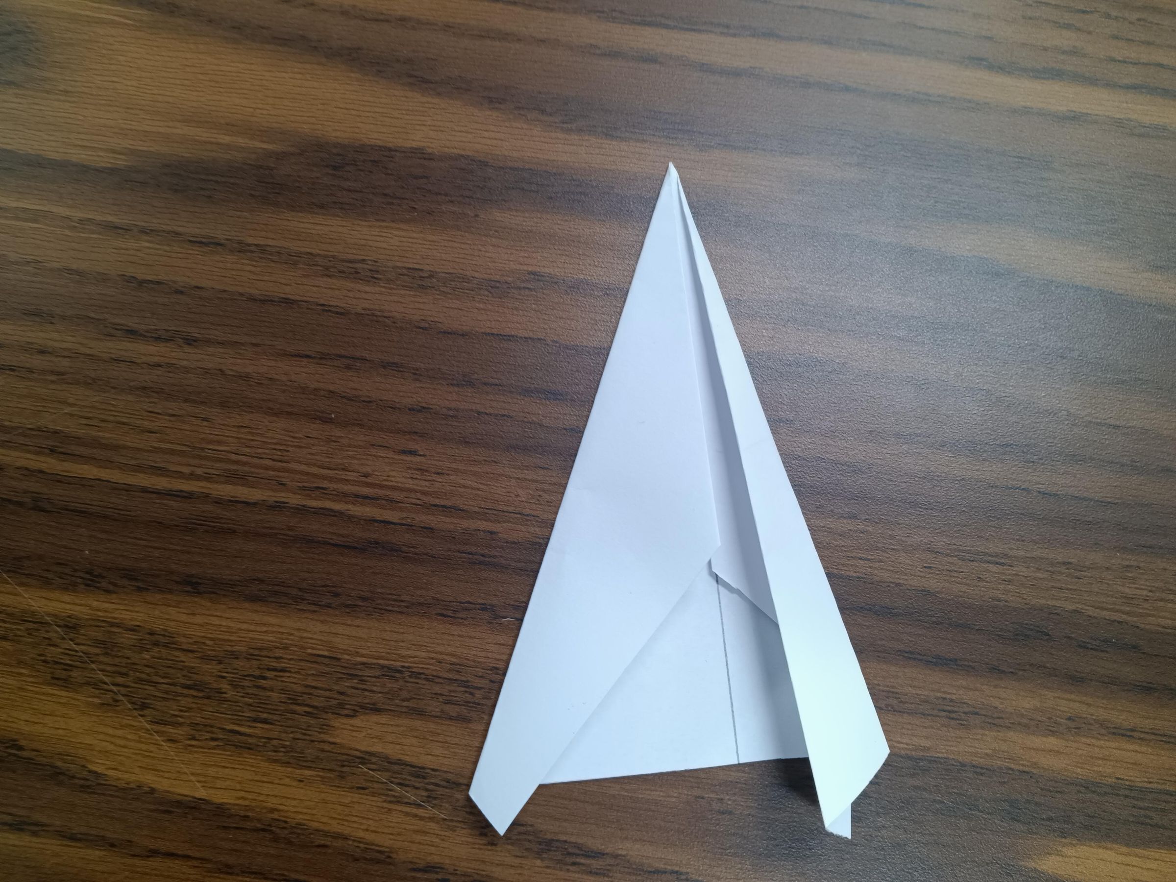 a Fast and Simple Speed Paper Airplane : 8 Steps - Instructables