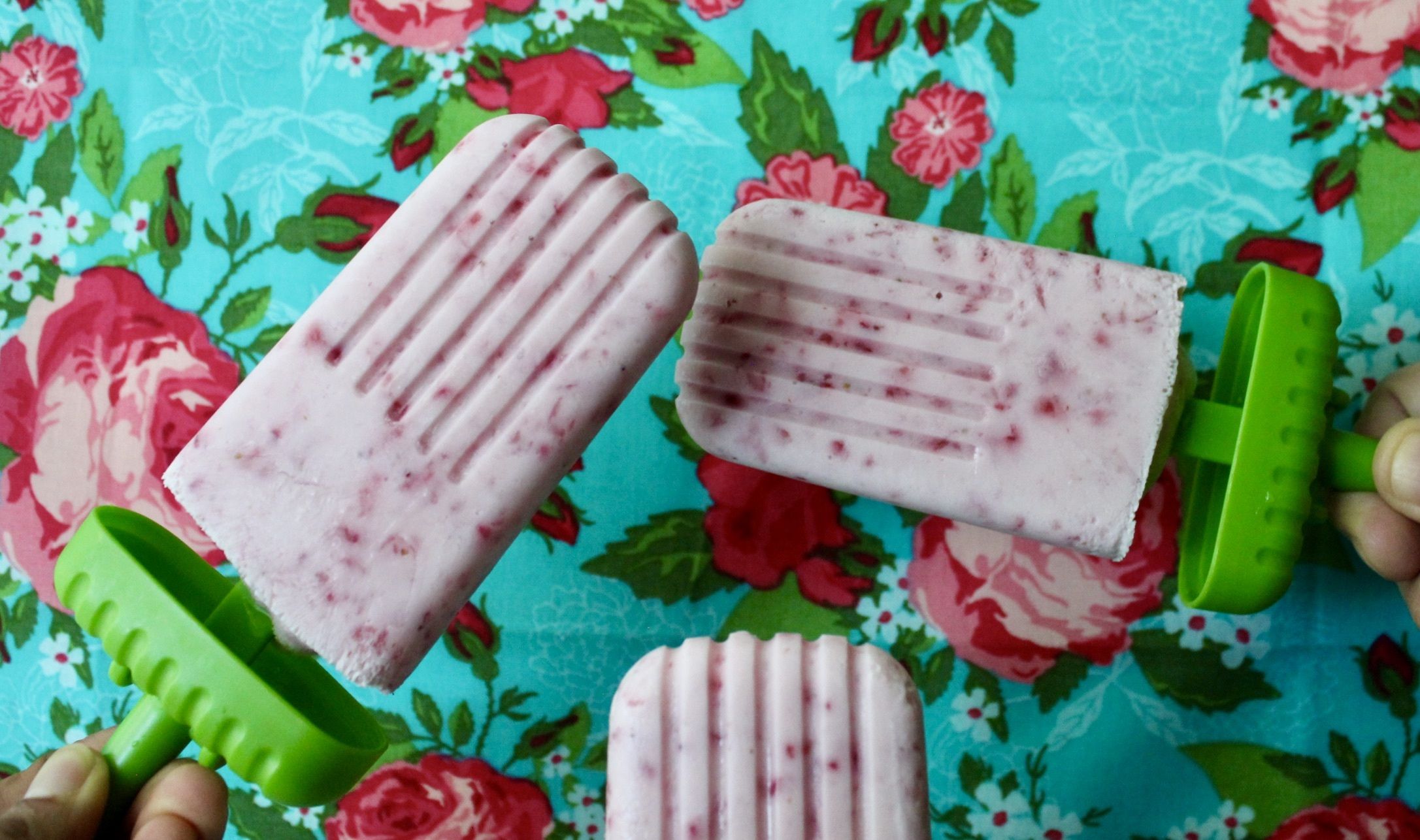 Paletas - Mexican Strawberry Popsicles : 6 Steps (with Pictures ...
