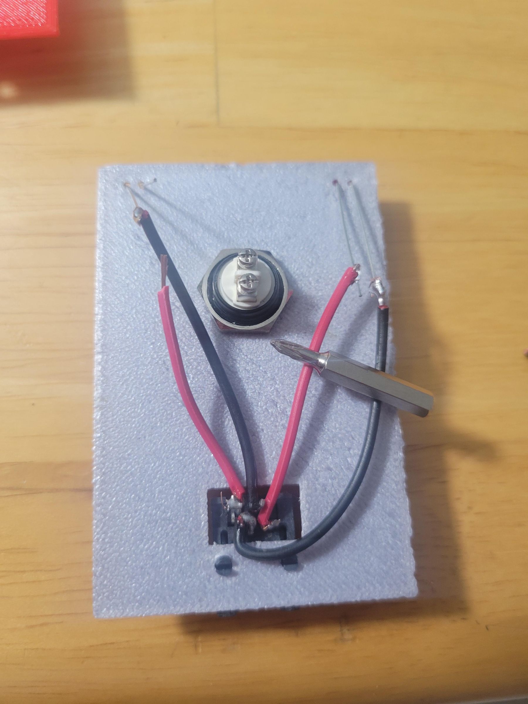 4 Person Wired Buzzer Game From Scratch : 11 Steps - Instructables