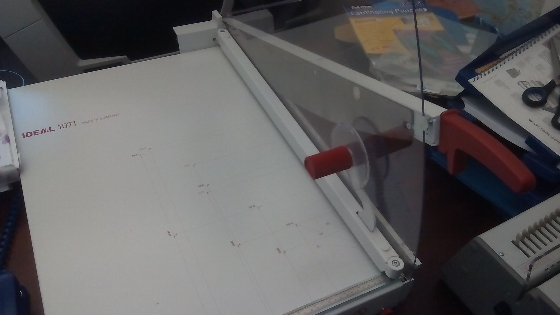 Easy Cardboard Organizer - Instructables