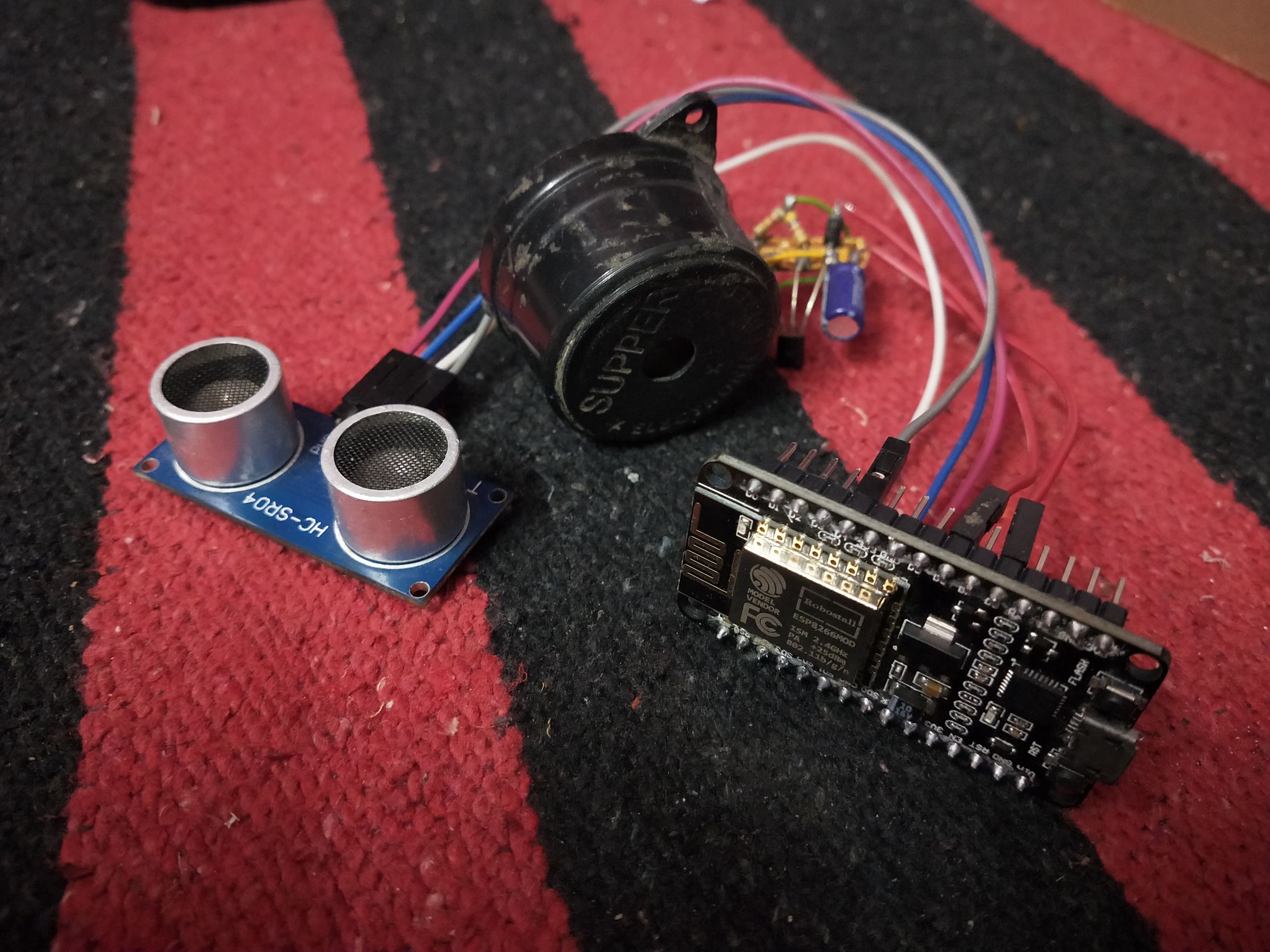Thief Detector Using Ultrasonic and NodeMCU : 5 Steps - Instructables