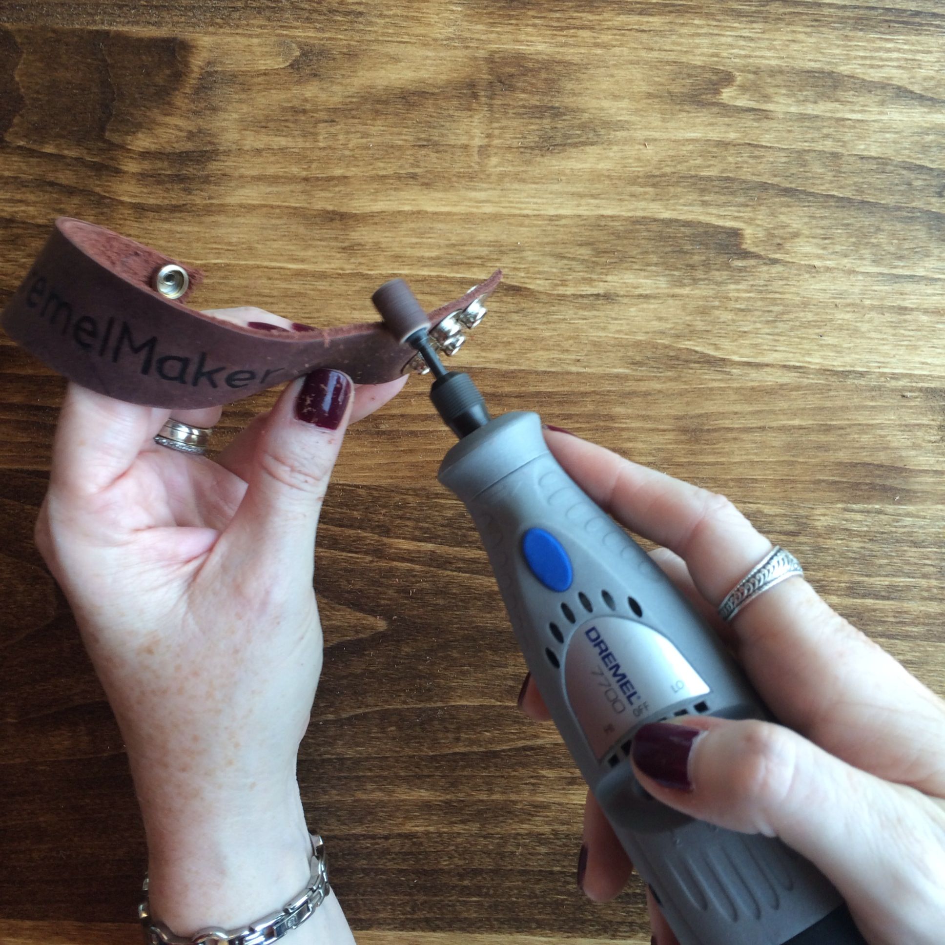 Leather Bracelet : 6 Steps - Instructables