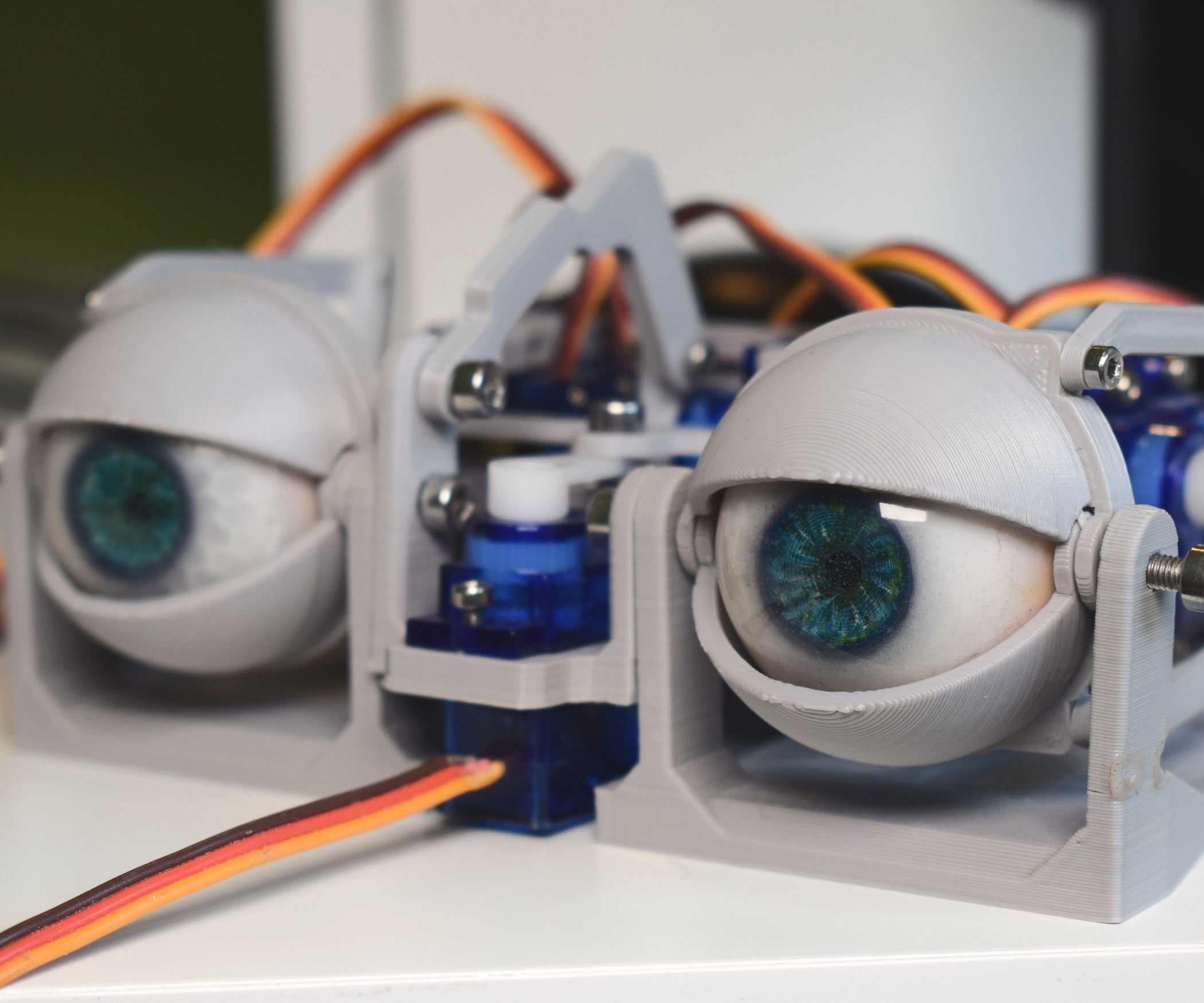 Simplified 3D Printed Animatronic Dual Eye Mechanism : 4 Steps (with ...