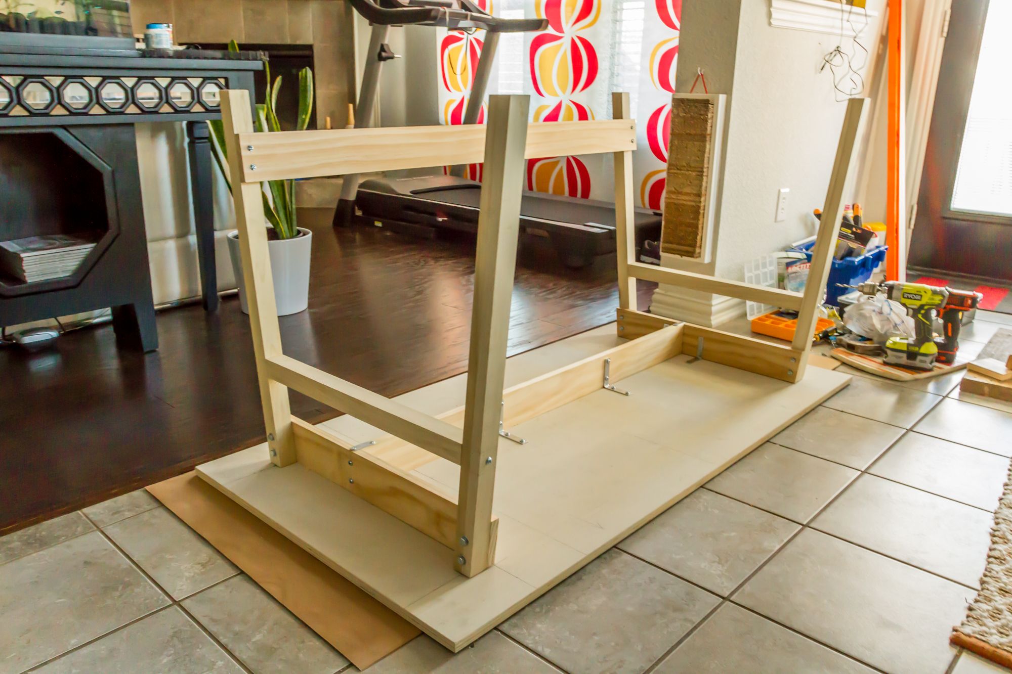 Making a Modern Home Office Desk : 8 Steps (with Pictures) - Instructables