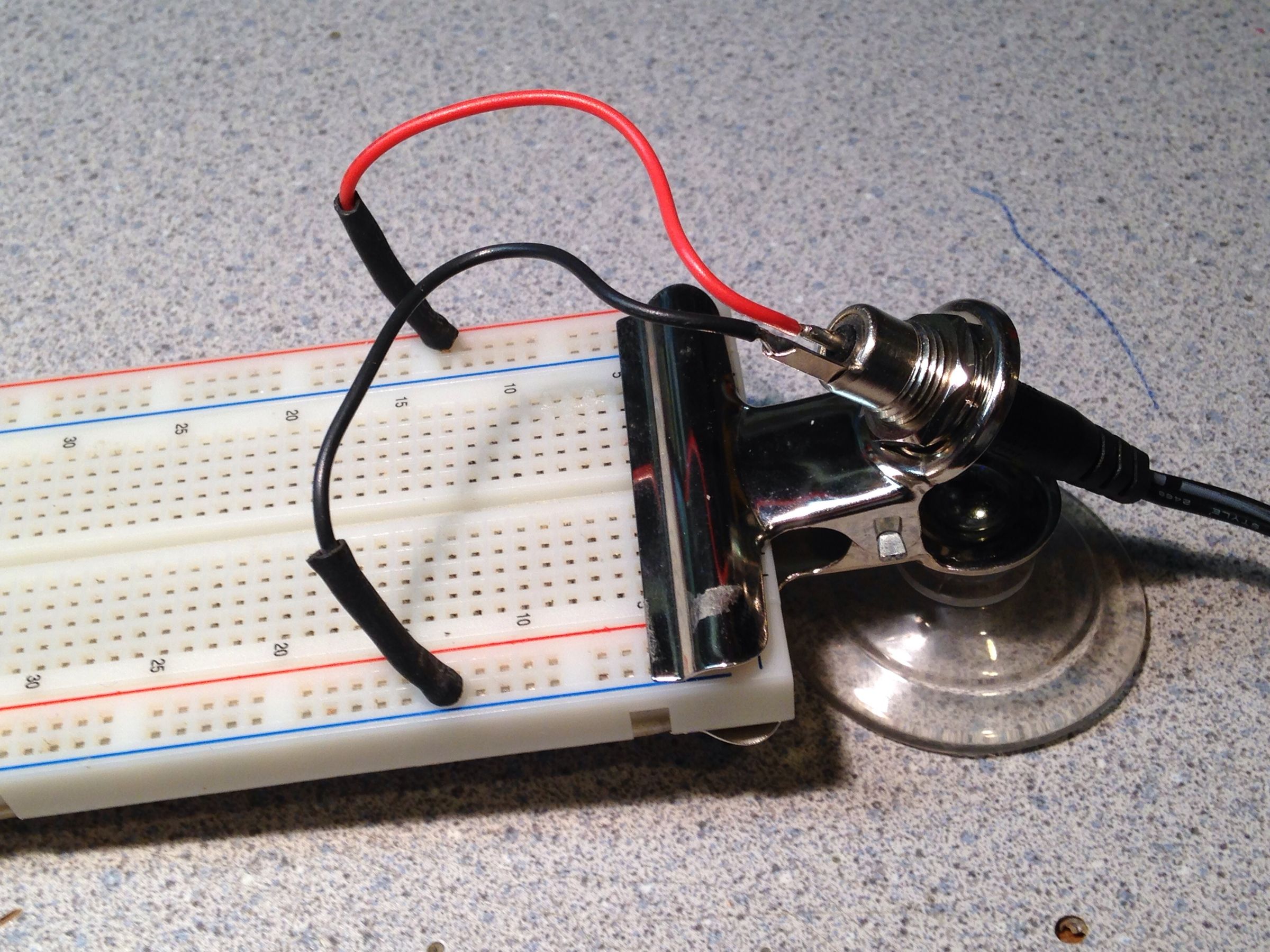 Simple Breadboard Power Supply : 3 Steps - Instructables