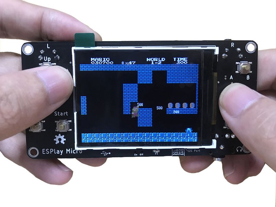 Esplay Micro Retro Game Console Micropython Trybotics