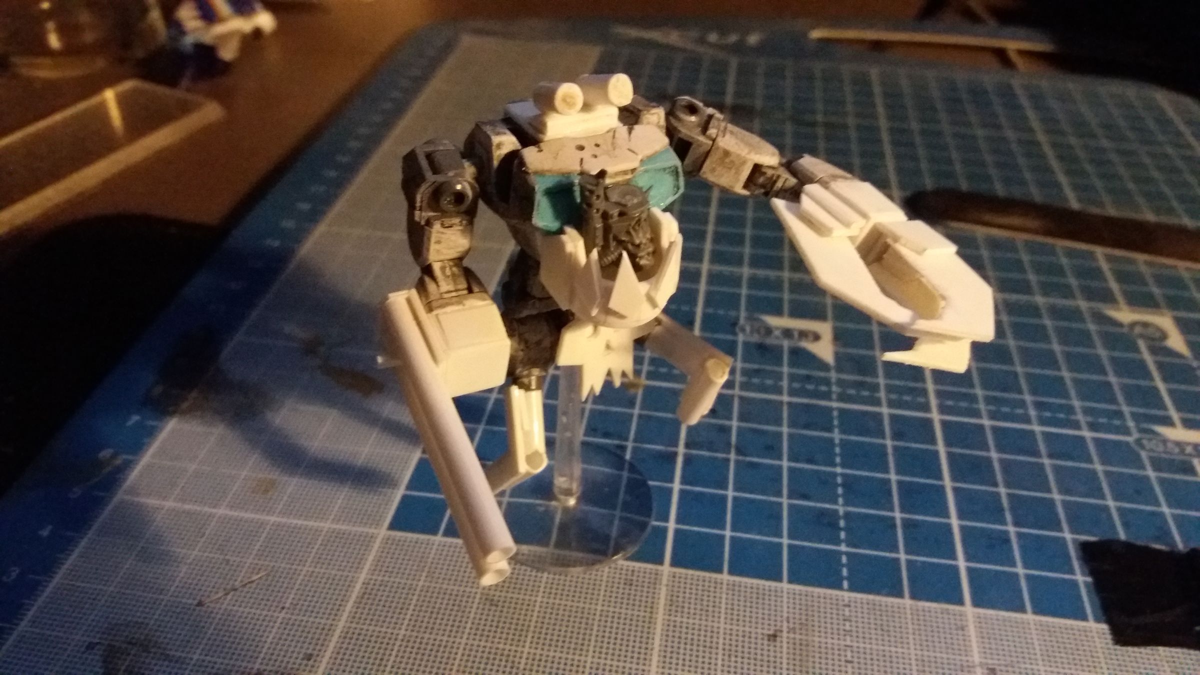 Ork Warhammer 40k Gundam Conversion : 38 Steps - Instructables