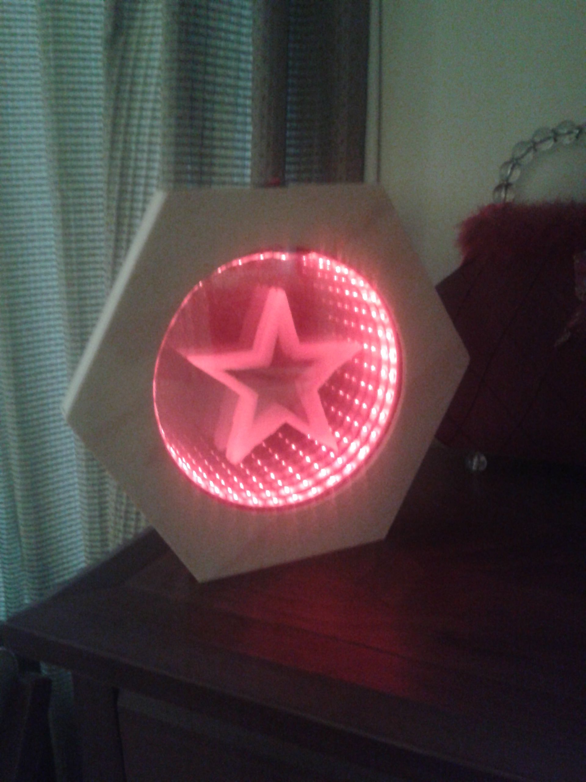 Beautiful Infinity Mirror (Perfect Present) : 10 Steps (with Pictures ...