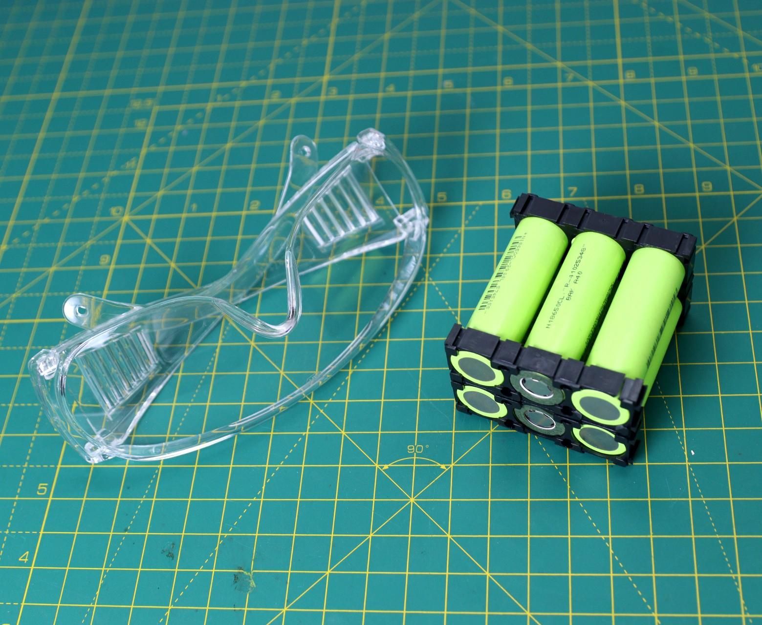 DIY Mini UPS for WiFi Router V5.0 : 18 Steps (with Pictures ...