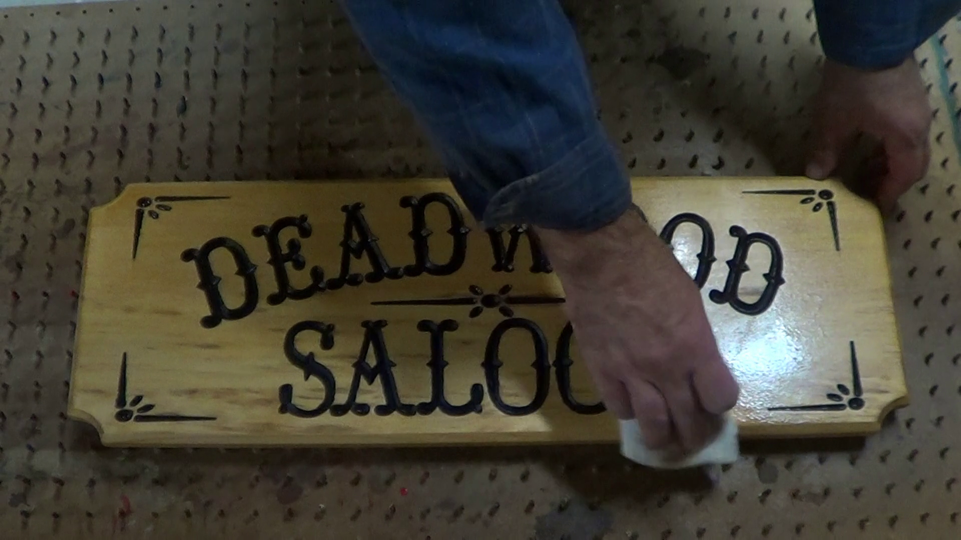 Deadwood Saloon Sign : 8 Steps (with Pictures) - Instructables