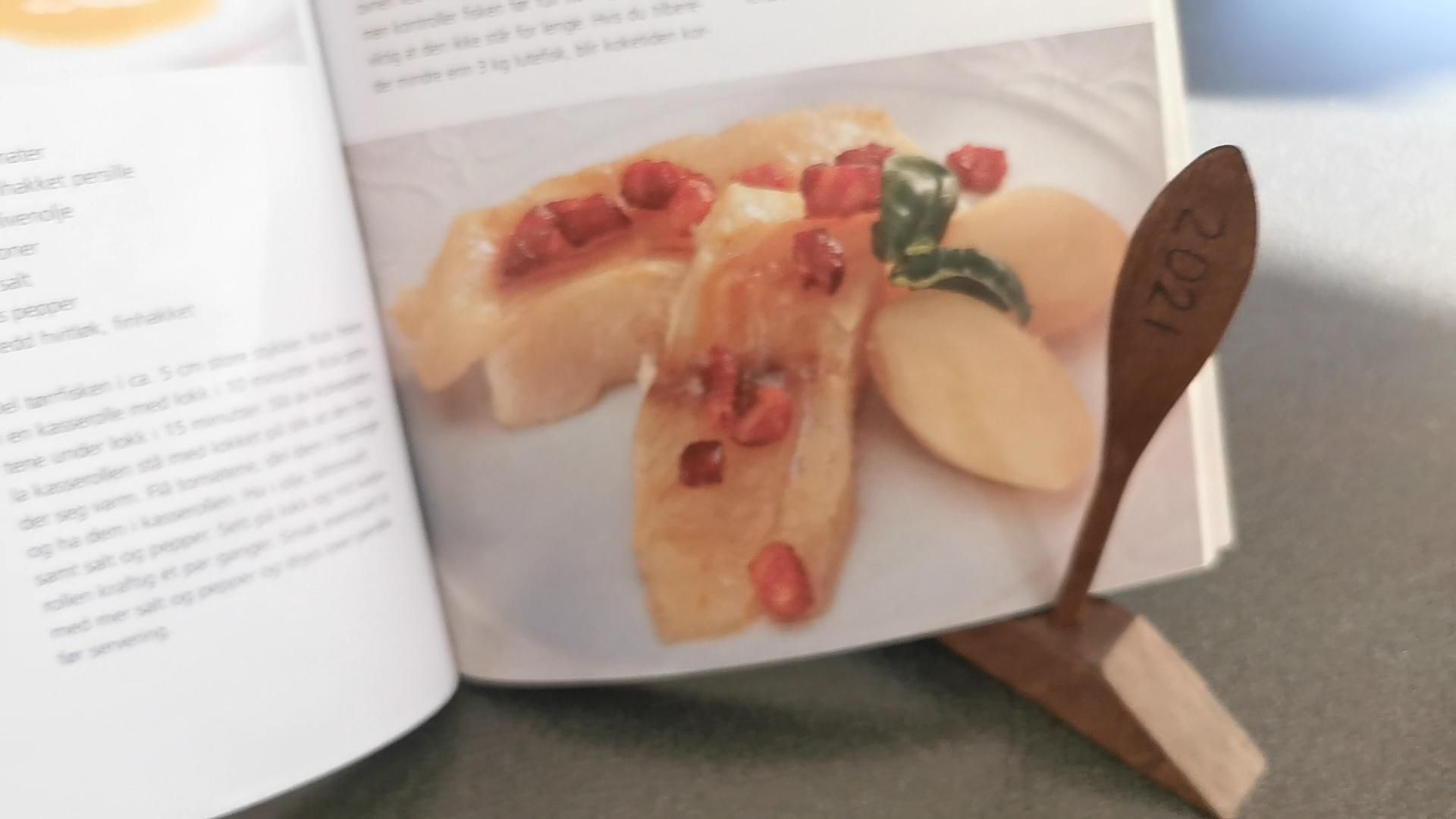 Viking Ship Cookbook Stand : 9 Steps (with Pictures) - Instructables