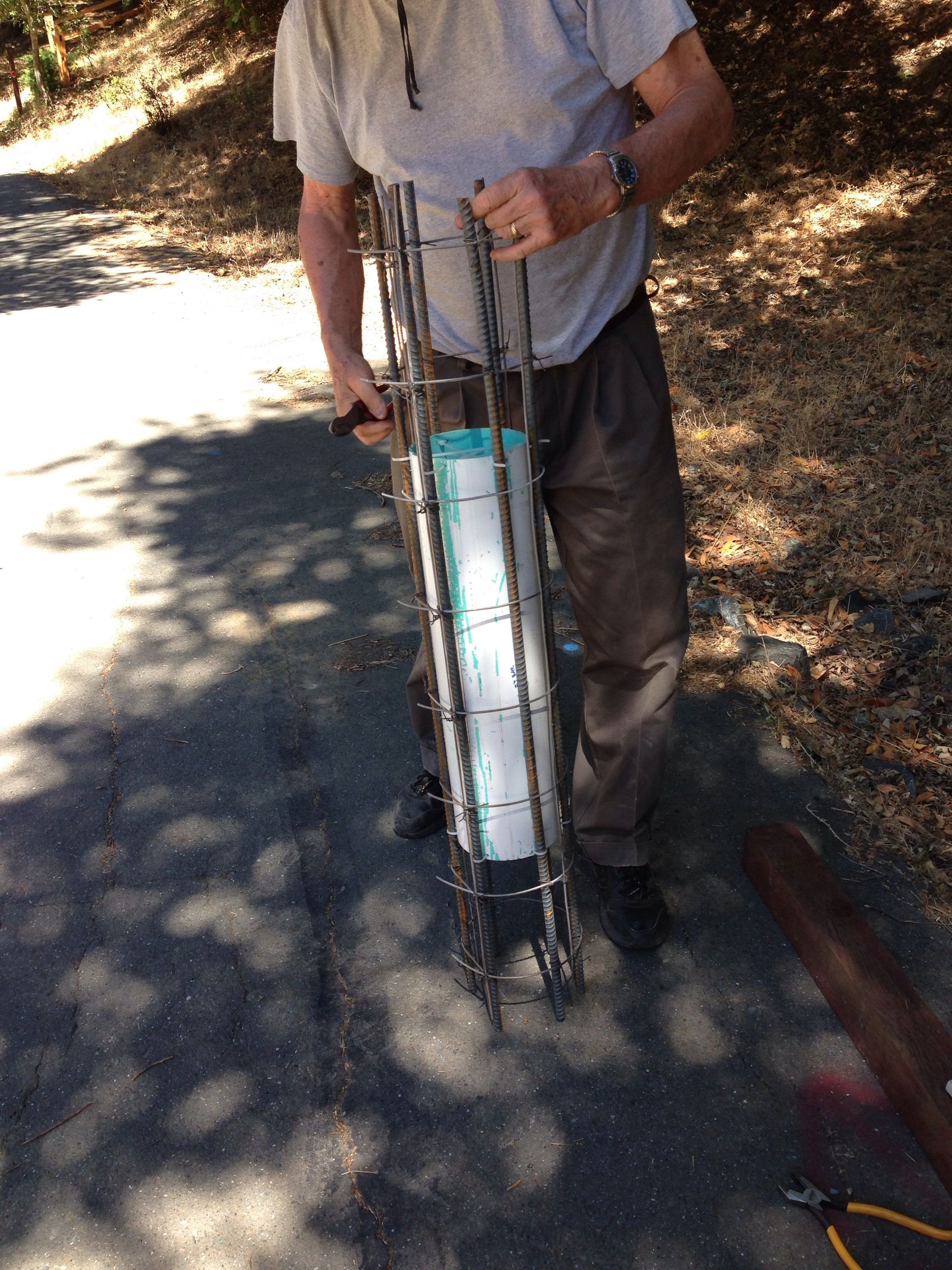 Make Rebar Cages On-site for Concrete Piers : 5 Steps (with Pictures ...