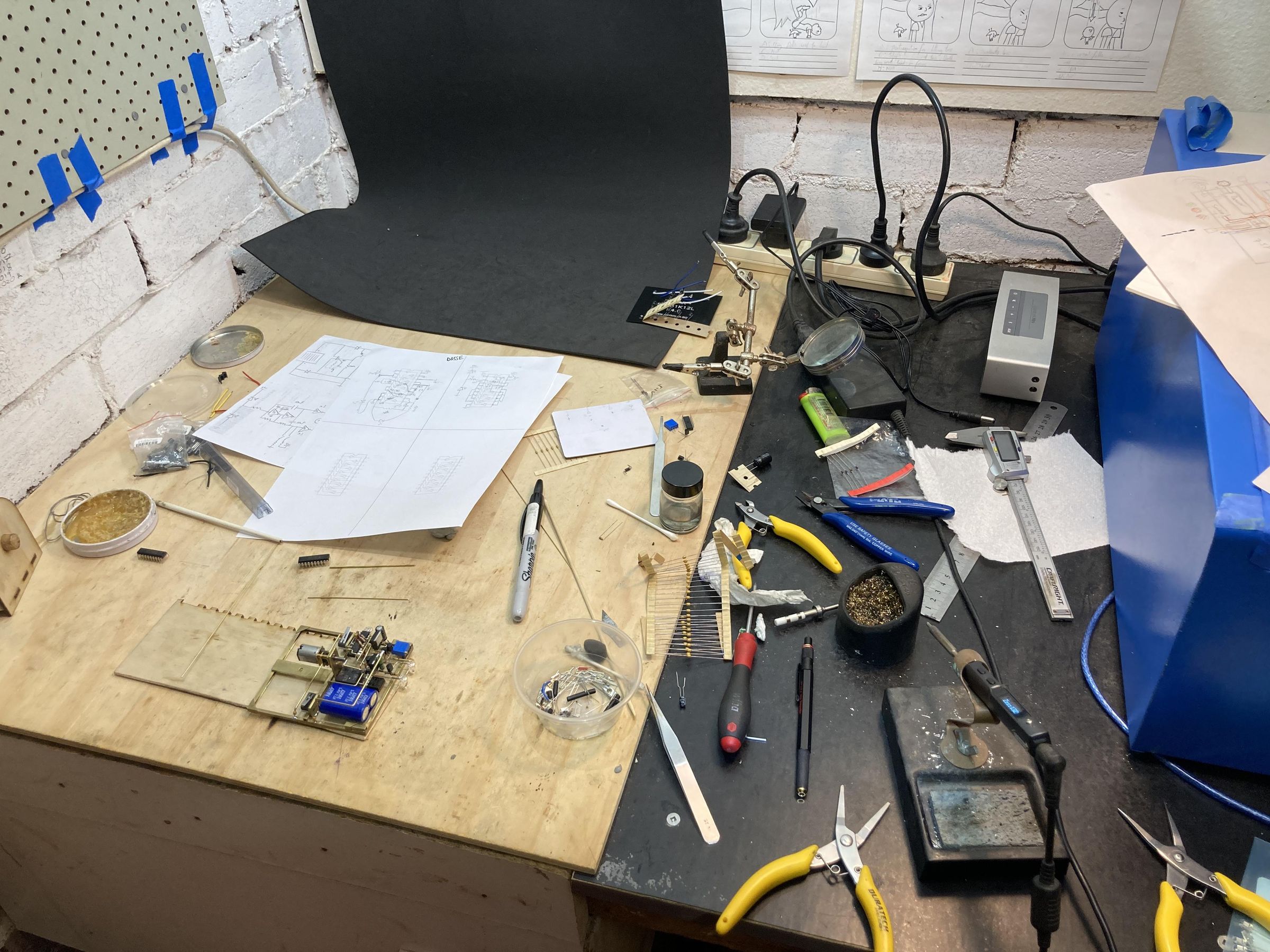 Light-Tracking BEAM Robot Head : 57 Steps (with Pictures) - Instructables