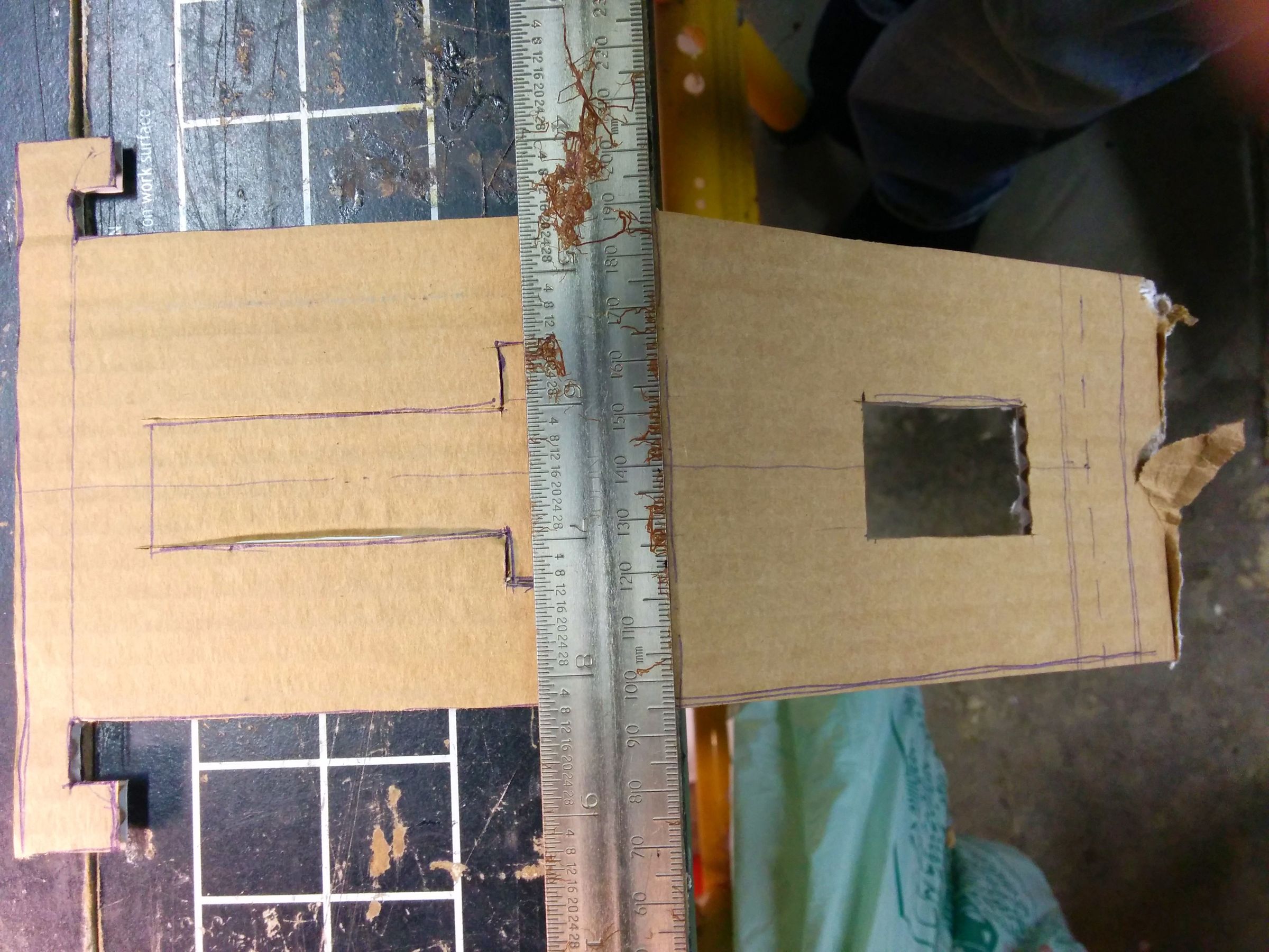 Five Minute Cardboard Tablet Stand - Instructables