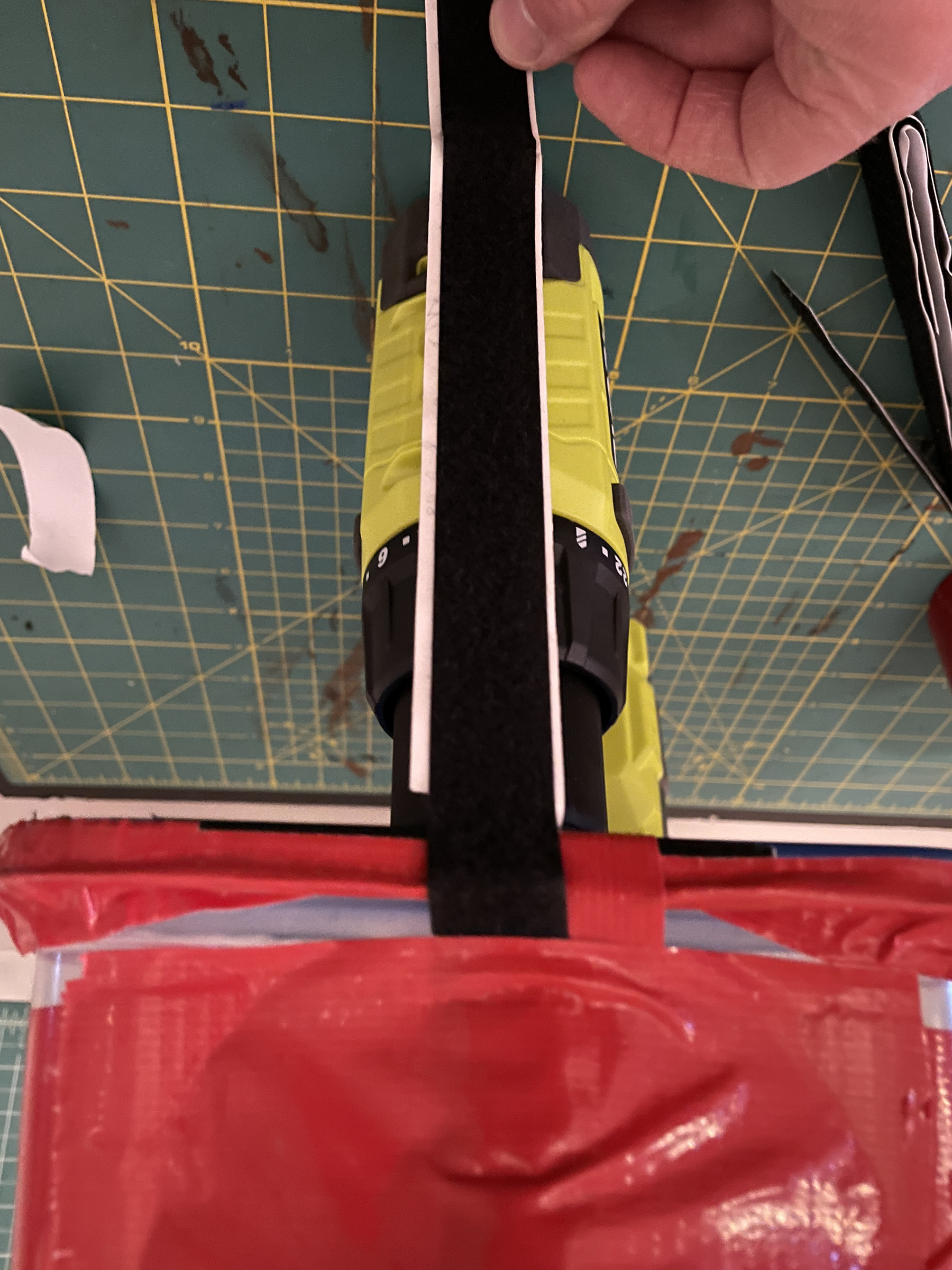 How to Make a DIY Drill Powered Salt Spreader! : 5 Steps - Instructables