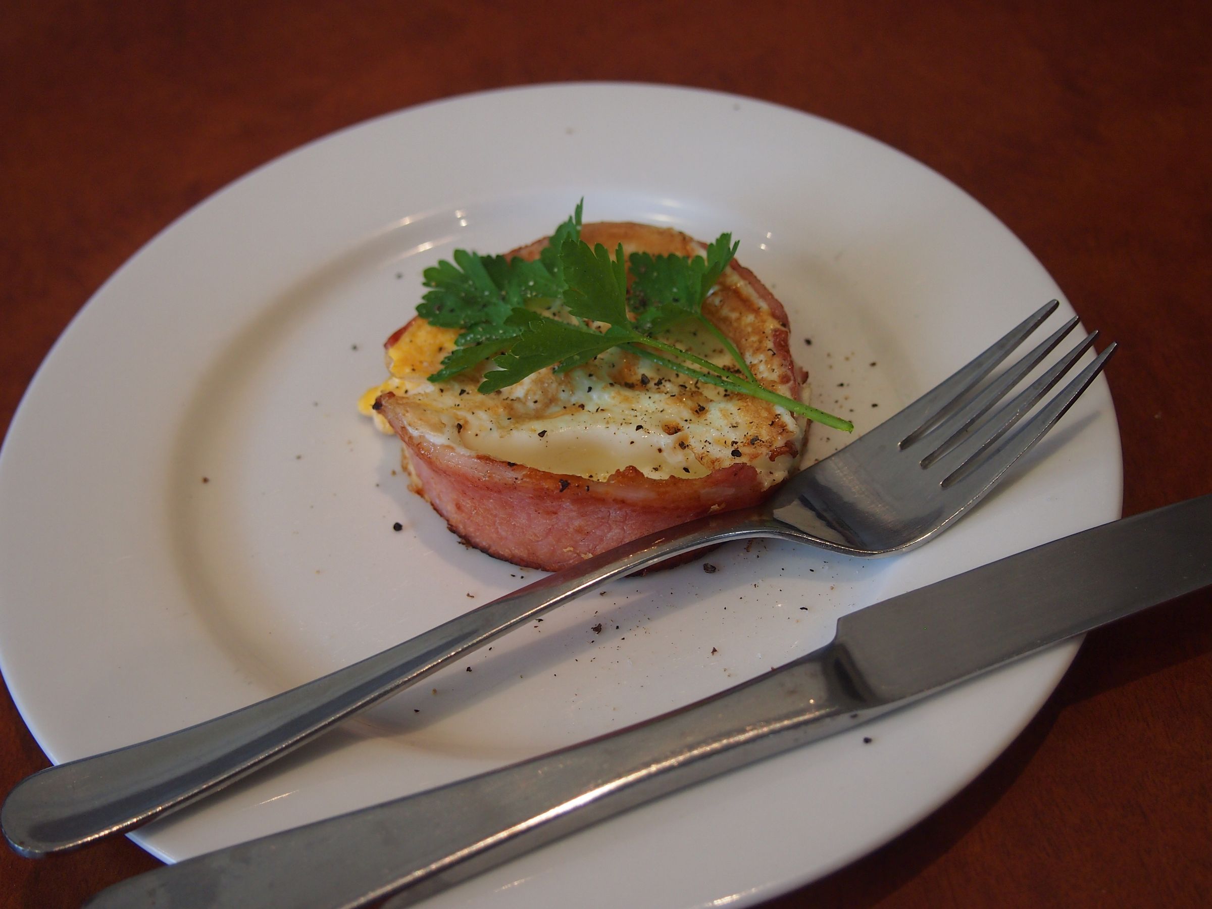 How to Cook an Egg & Bacon Ring : 6 Steps (with Pictures) - Instructables