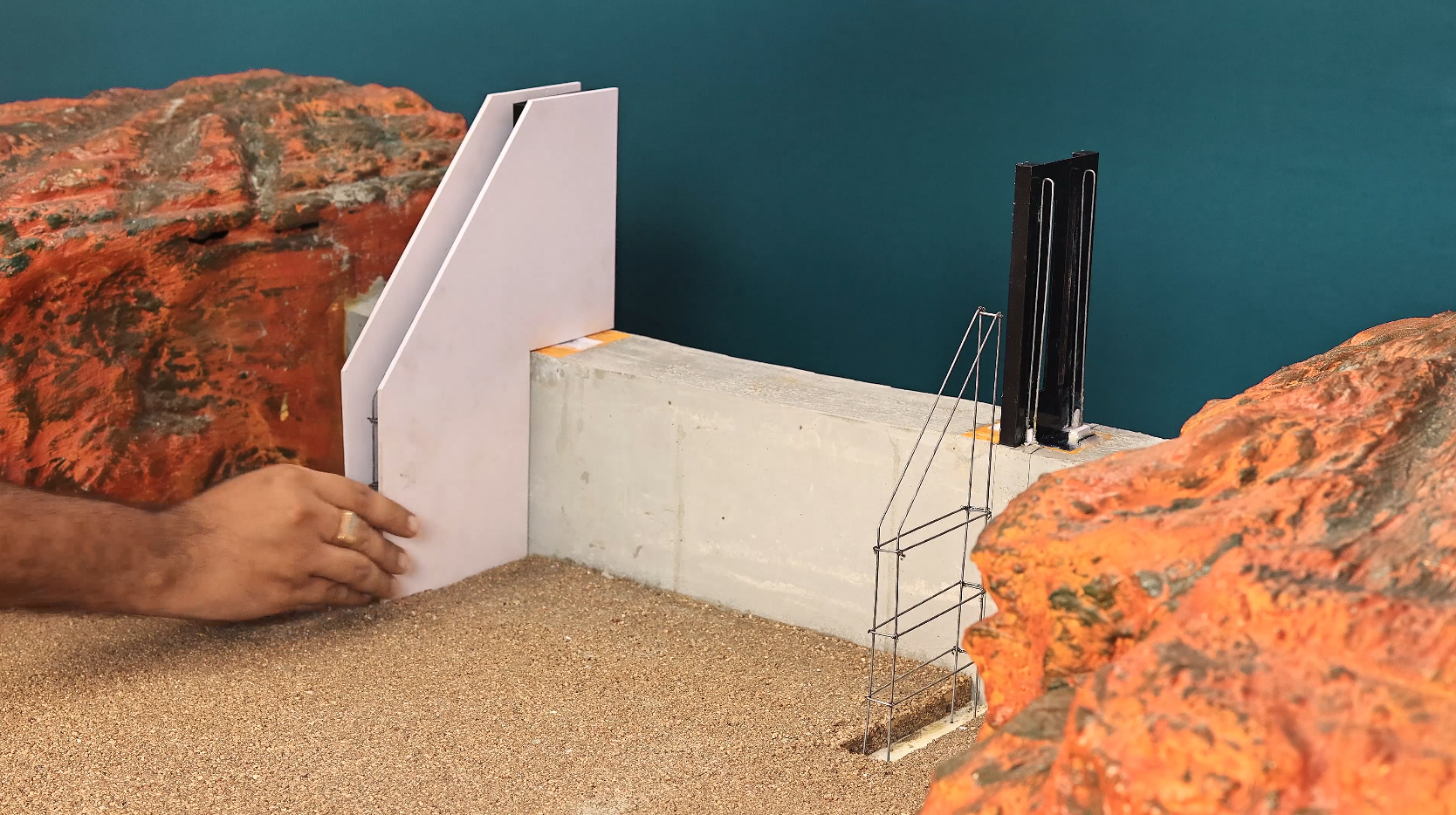 Mini Hydroelectric Concrete Dam : 20 Steps (with Pictures) - Instructables