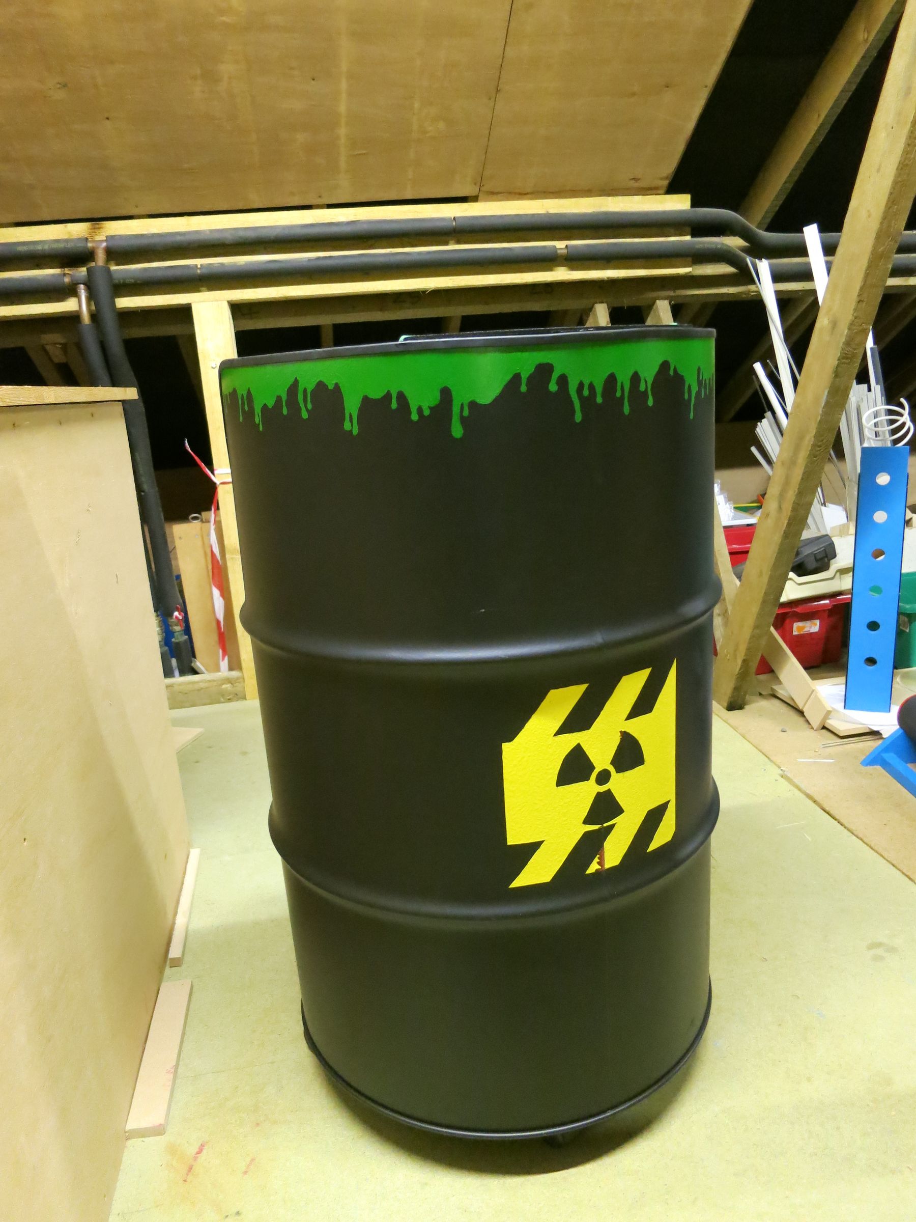 Radioactive Chair : 8 Steps (with Pictures) - Instructables