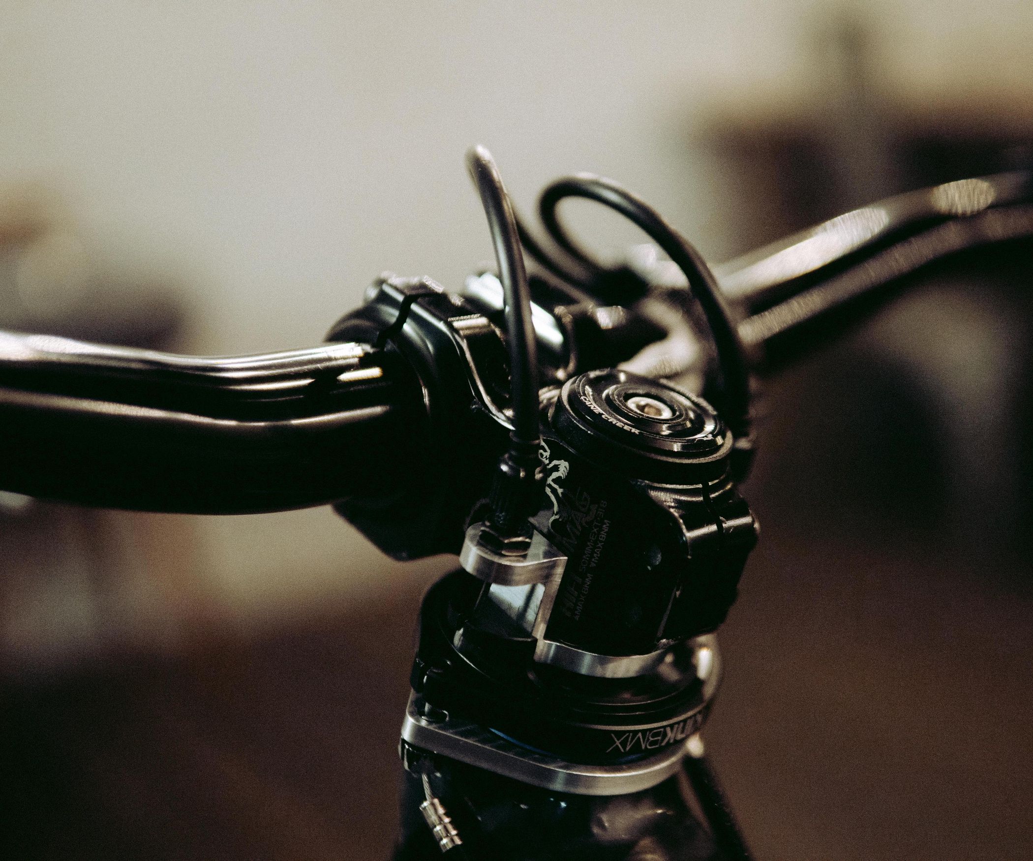 Financial Ruin 101: Installing a Slopestyle MTB Gyro : 7 Steps (with ...