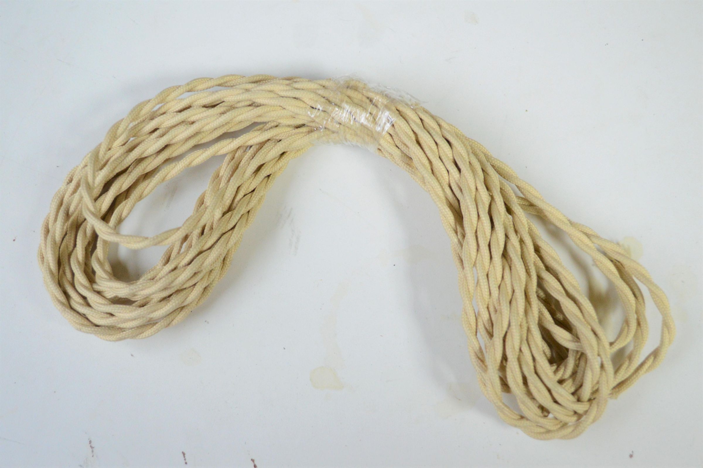 Lamp Made From a Paint Spray Can : 8 Steps (with Pictures) - Instructables