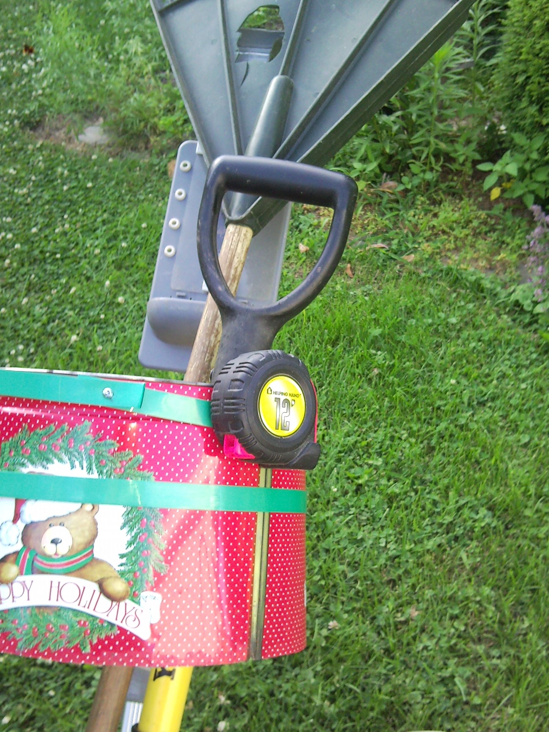 Golf Club Caddy Garden Cart : 7 Steps - Instructables