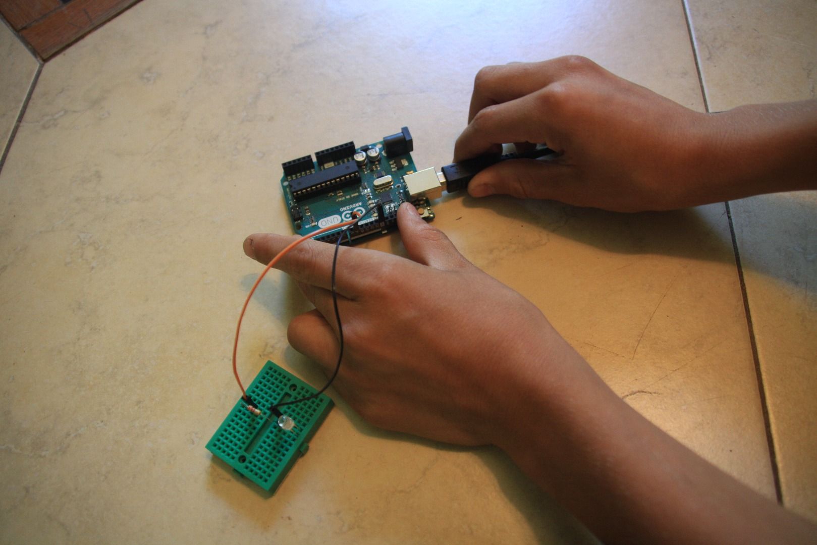 Easiest Method to Make an LED Fade With the Arduino Uno : 10 Steps ...