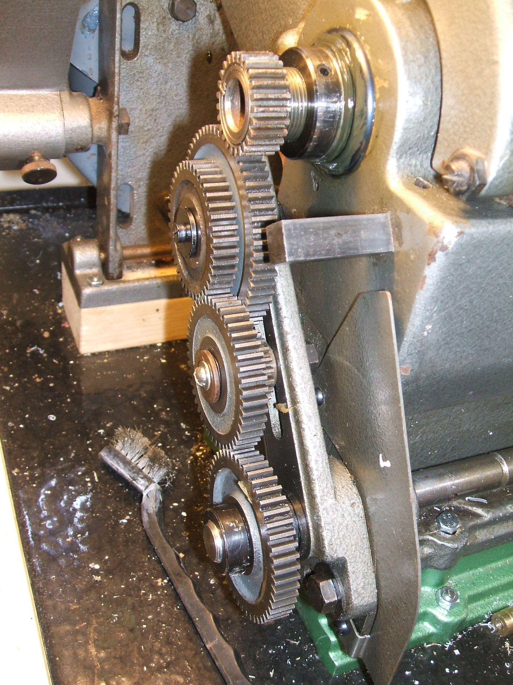 Thread Cutting - Internal and External on a Myford ML10 Lathe : 11 ...