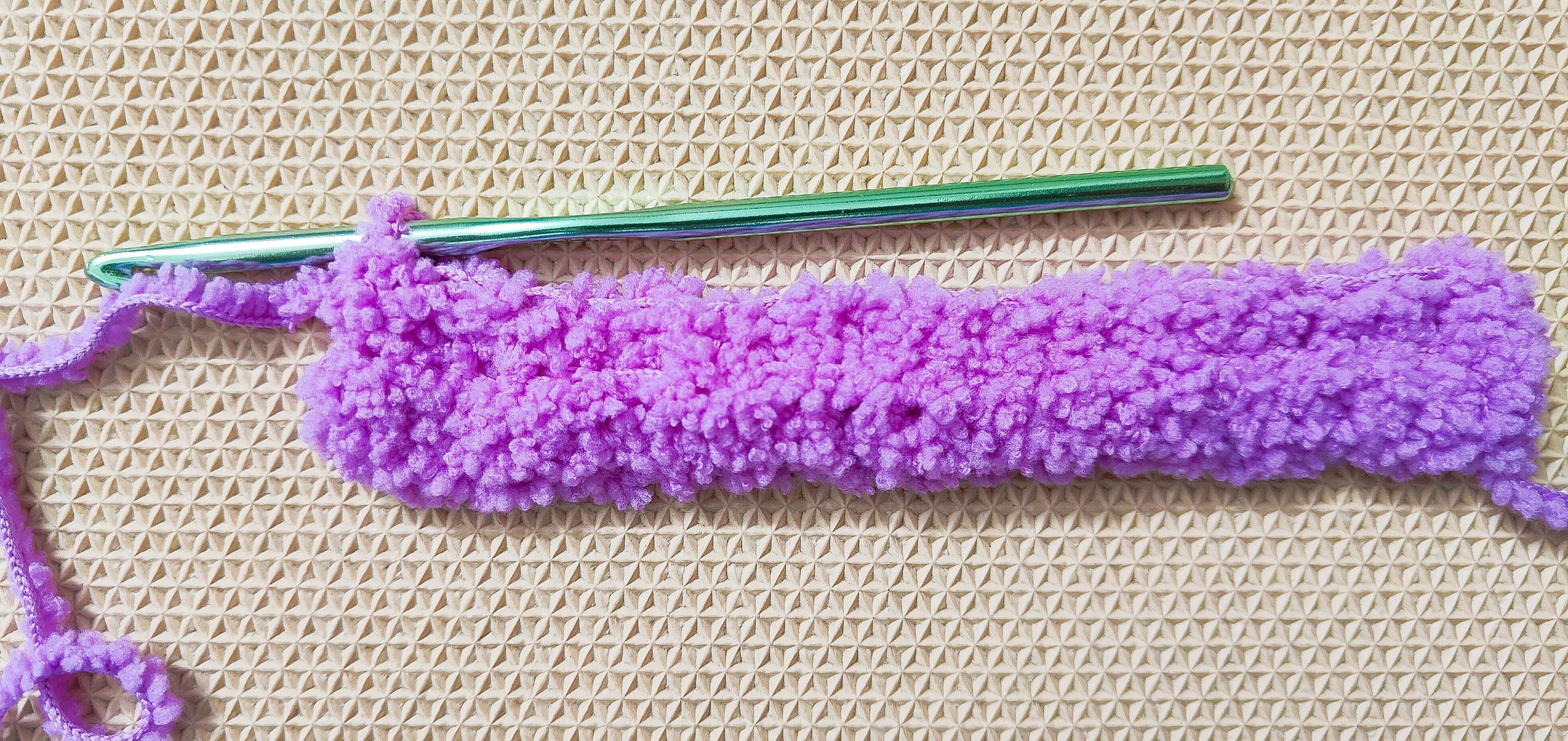 Easy Crochet Scarf With Snuggle Yarn : 5 Steps (with Pictures ...