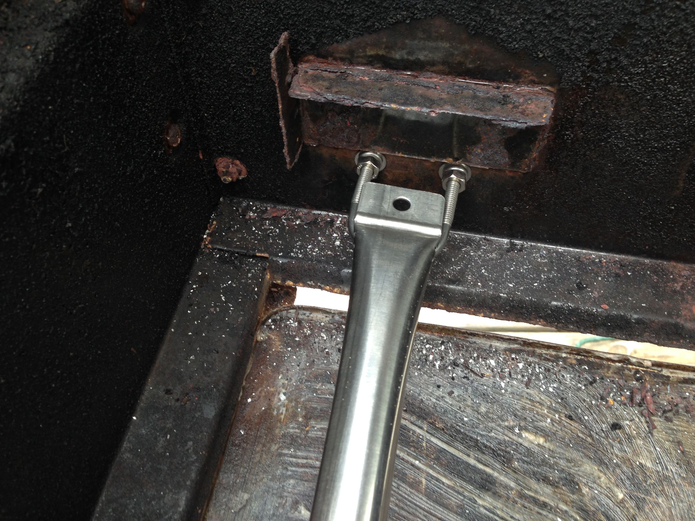 Rusted Parts Repair for a BBQ Grillware GGPL-2100 : 4 Steps (with ...