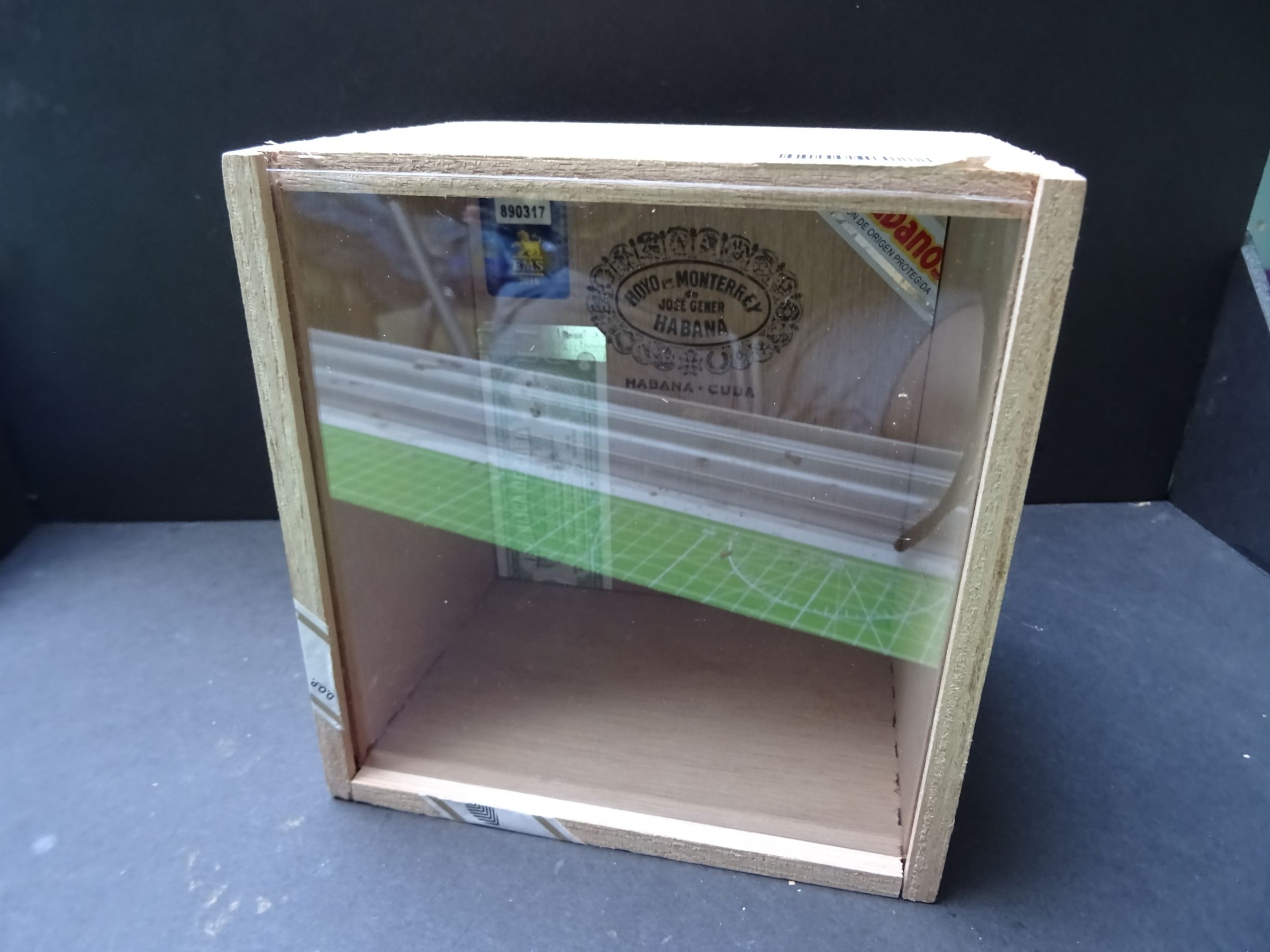 Cigar Box Keepsake Frame : 5 Steps (with Pictures) - Instructables
