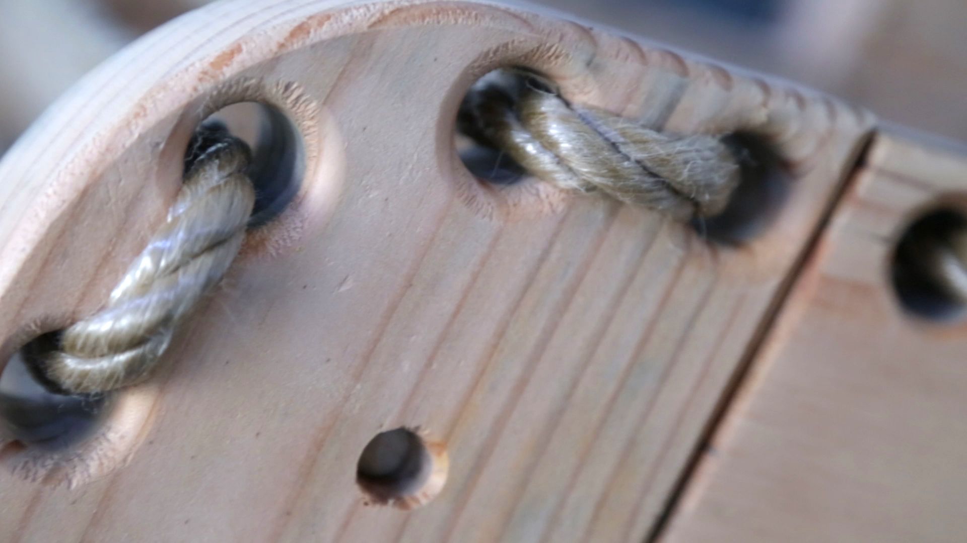 Lace-Up Chair : 7 Steps (with Pictures) - Instructables