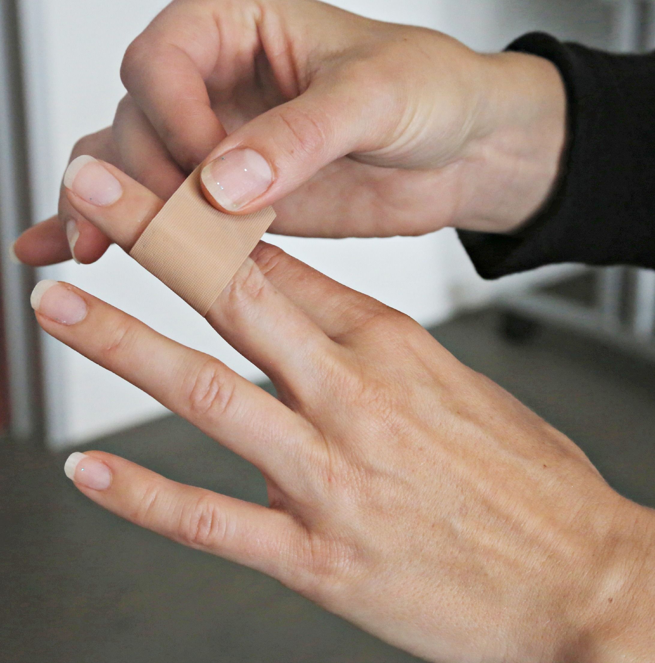 Disinfect a Cut : 4 Steps (with Pictures) - Instructables
