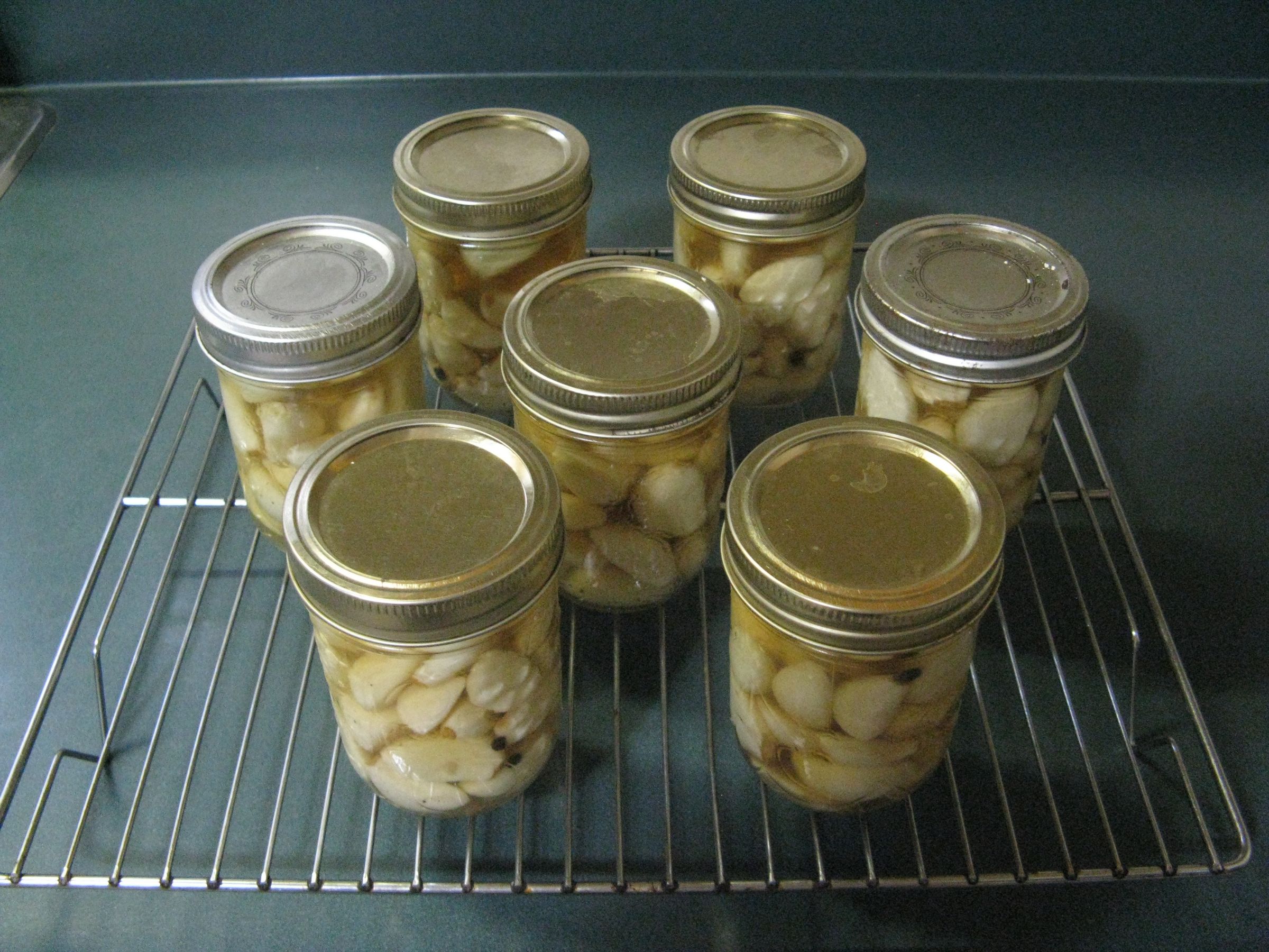 How to Pickle Garlic : 7 Steps (with Pictures) - Instructables