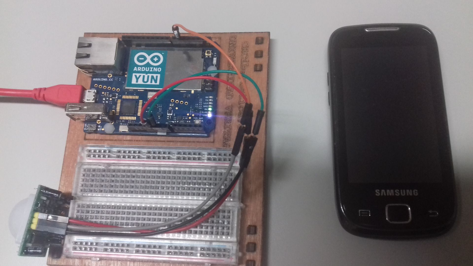 WebCam Con Arduino YUN Y PIR MOTION : 7 Steps (with Pictures ...