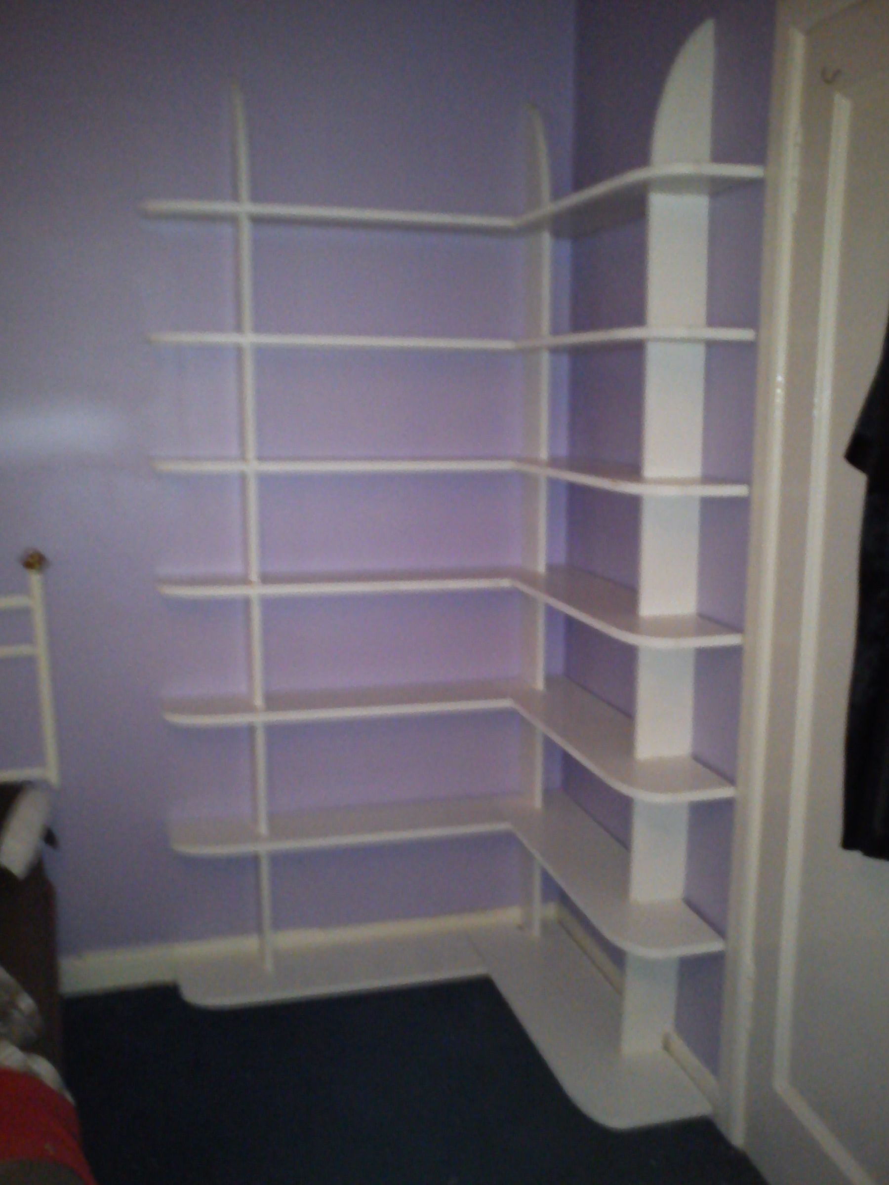Stylish and Easy to Make Corner Bookshelf : 5 Steps (with Pictures ...