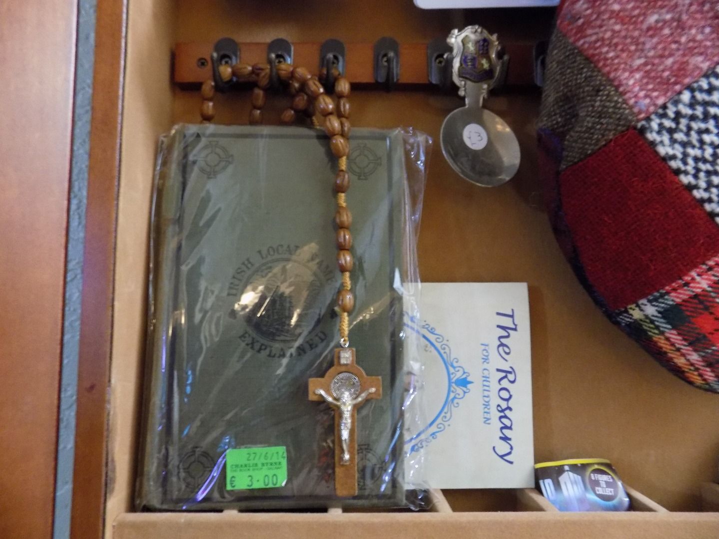 Travel Souvenir Display : 13 Steps (with Pictures) - Instructables