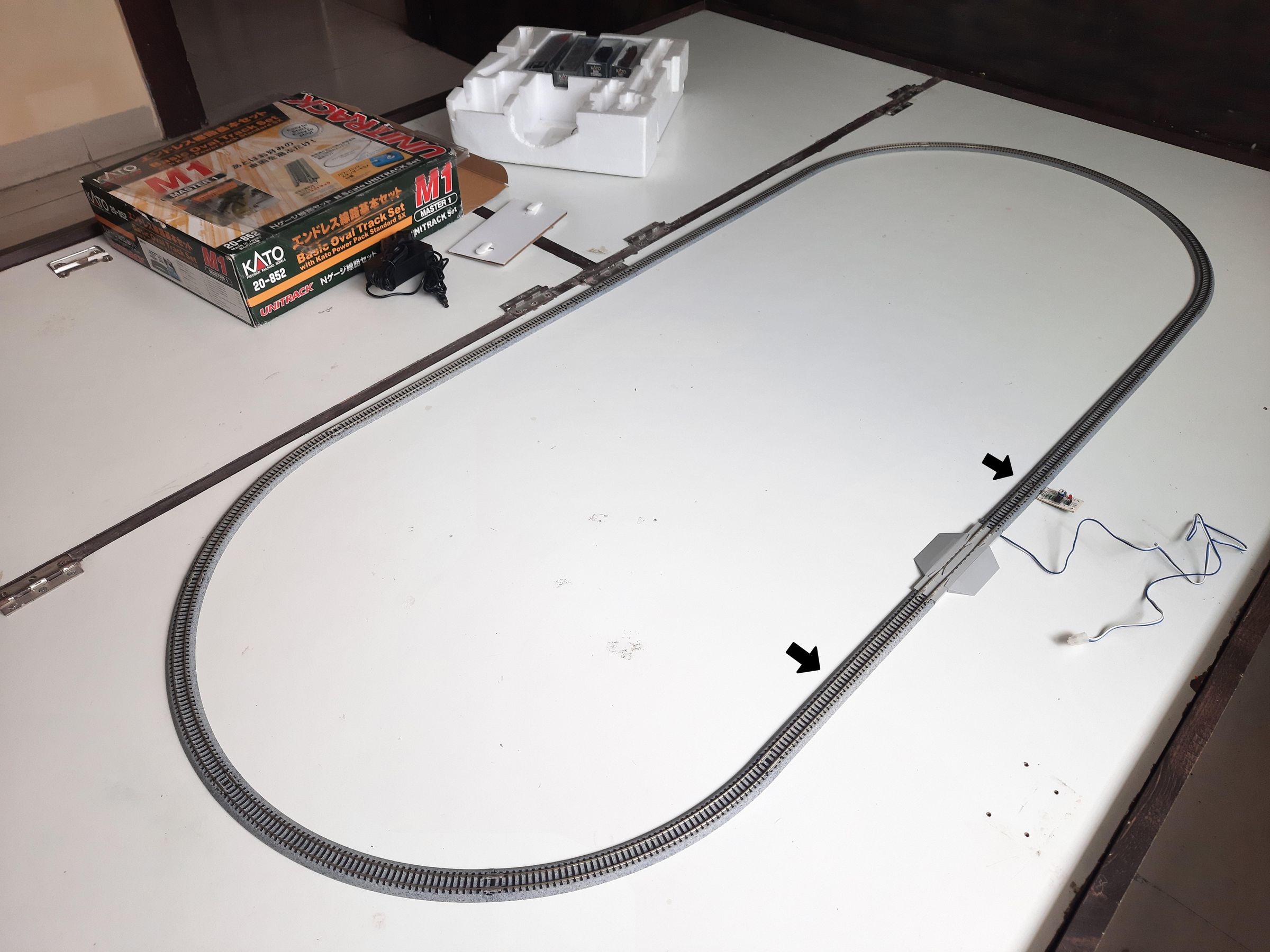 Raspberry Pi Pico Controlled Simple Automated Model Railroad | Model ...