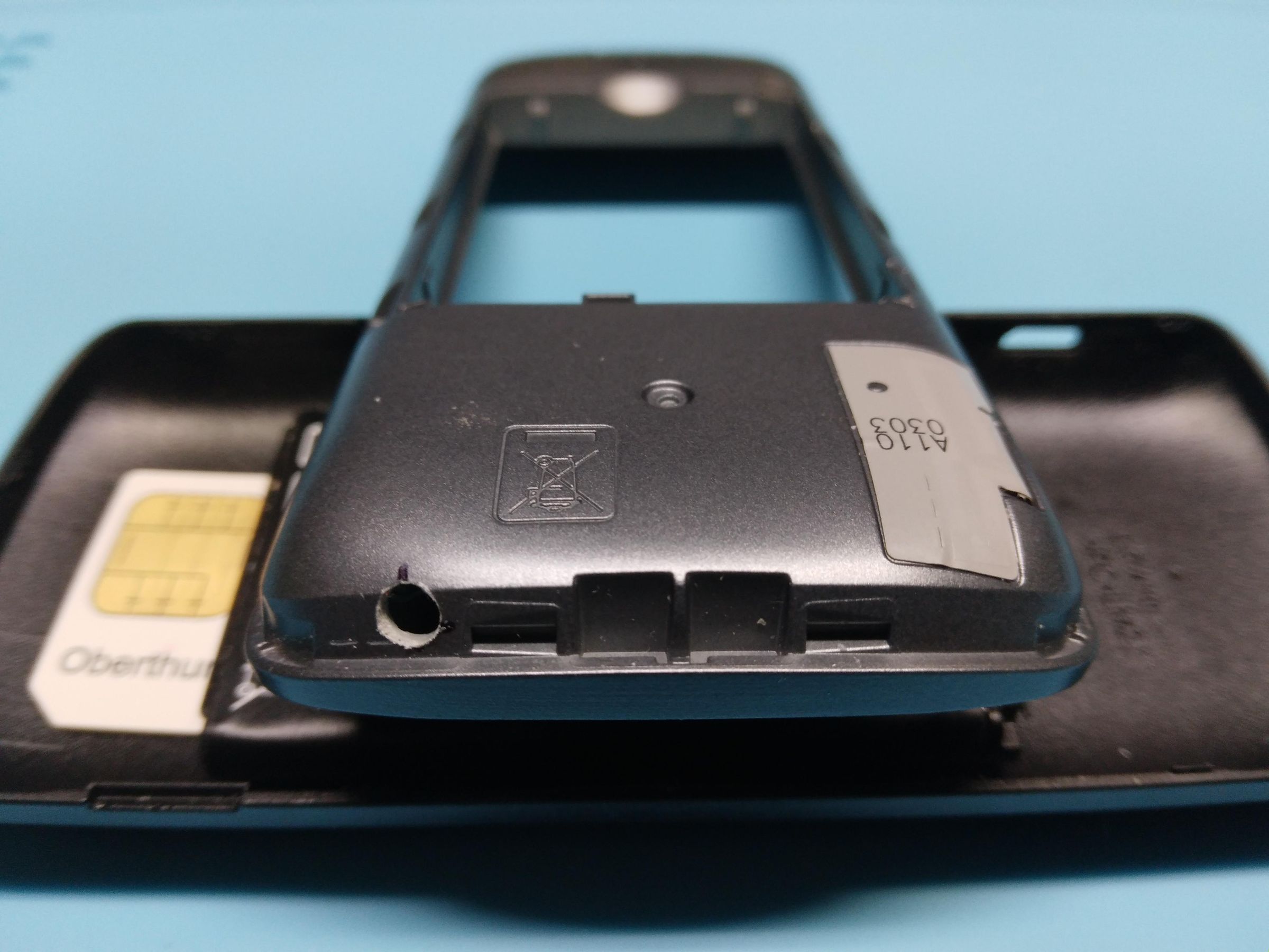 Obsolete Cellphone Remotely Controlled Switch : 8 Steps - Instructables