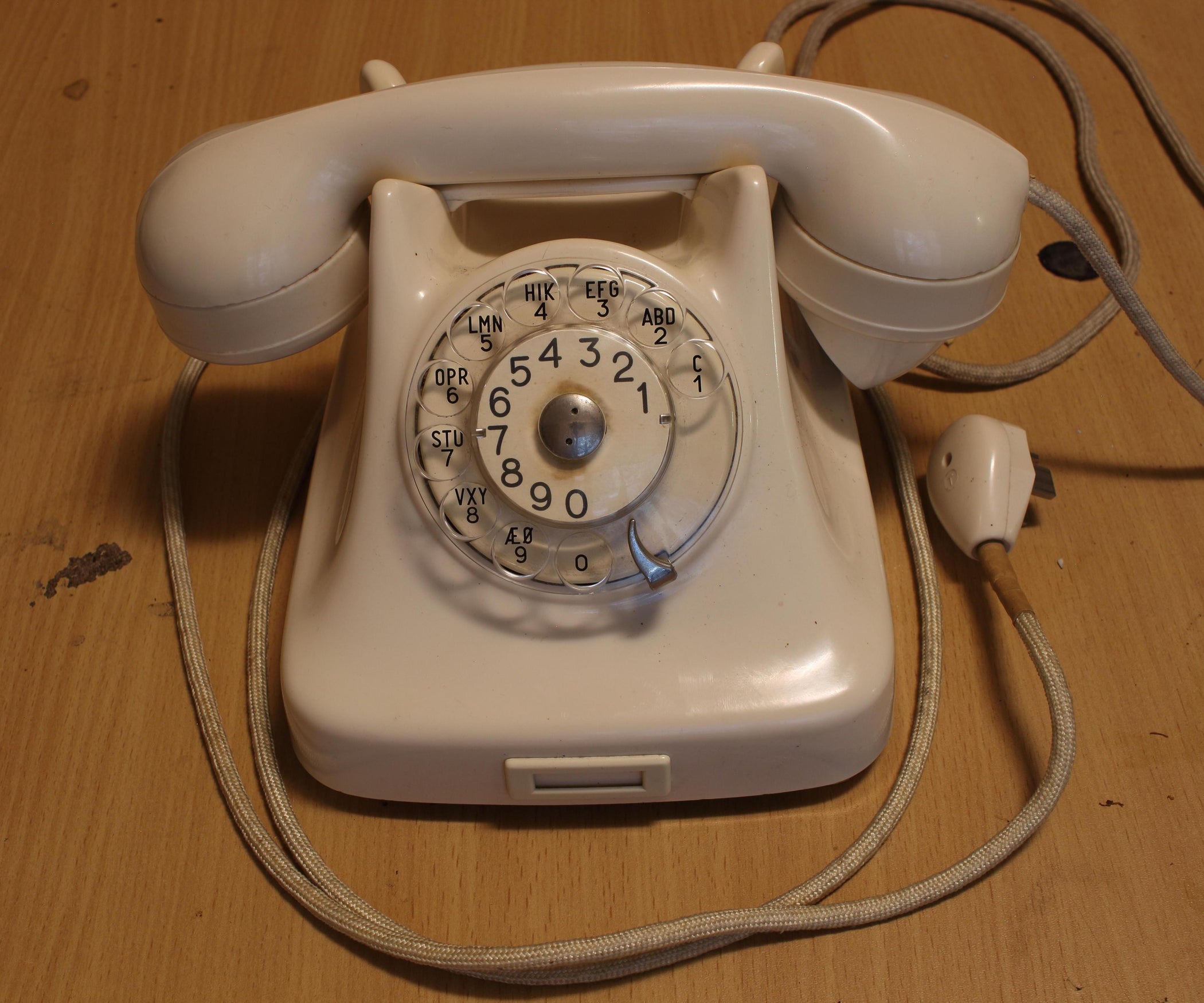 Drejeskivemobiltelefon : 18 Steps - Instructables