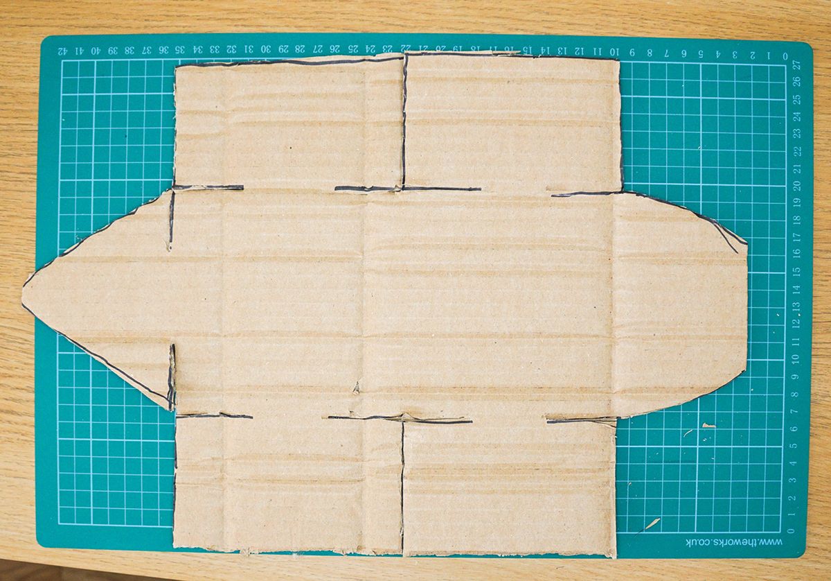 DIY Cardboard Pangolin | Sculpt an Armoured Animal With Recycled Card ...