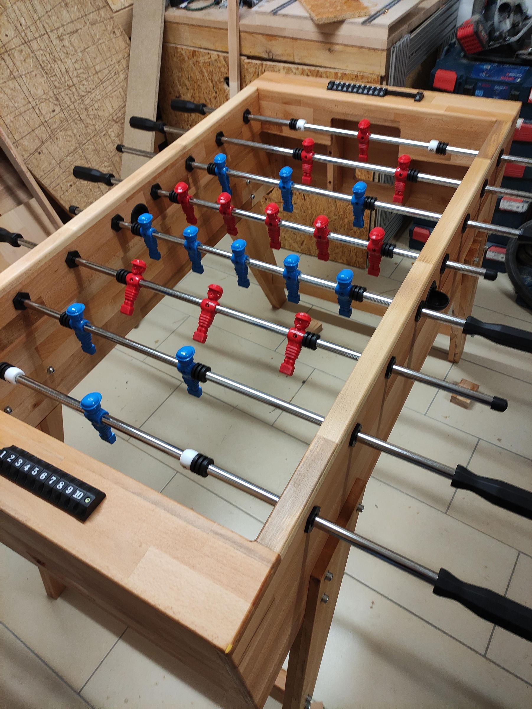 Table Football : 18 Steps (with Pictures) - Instructables