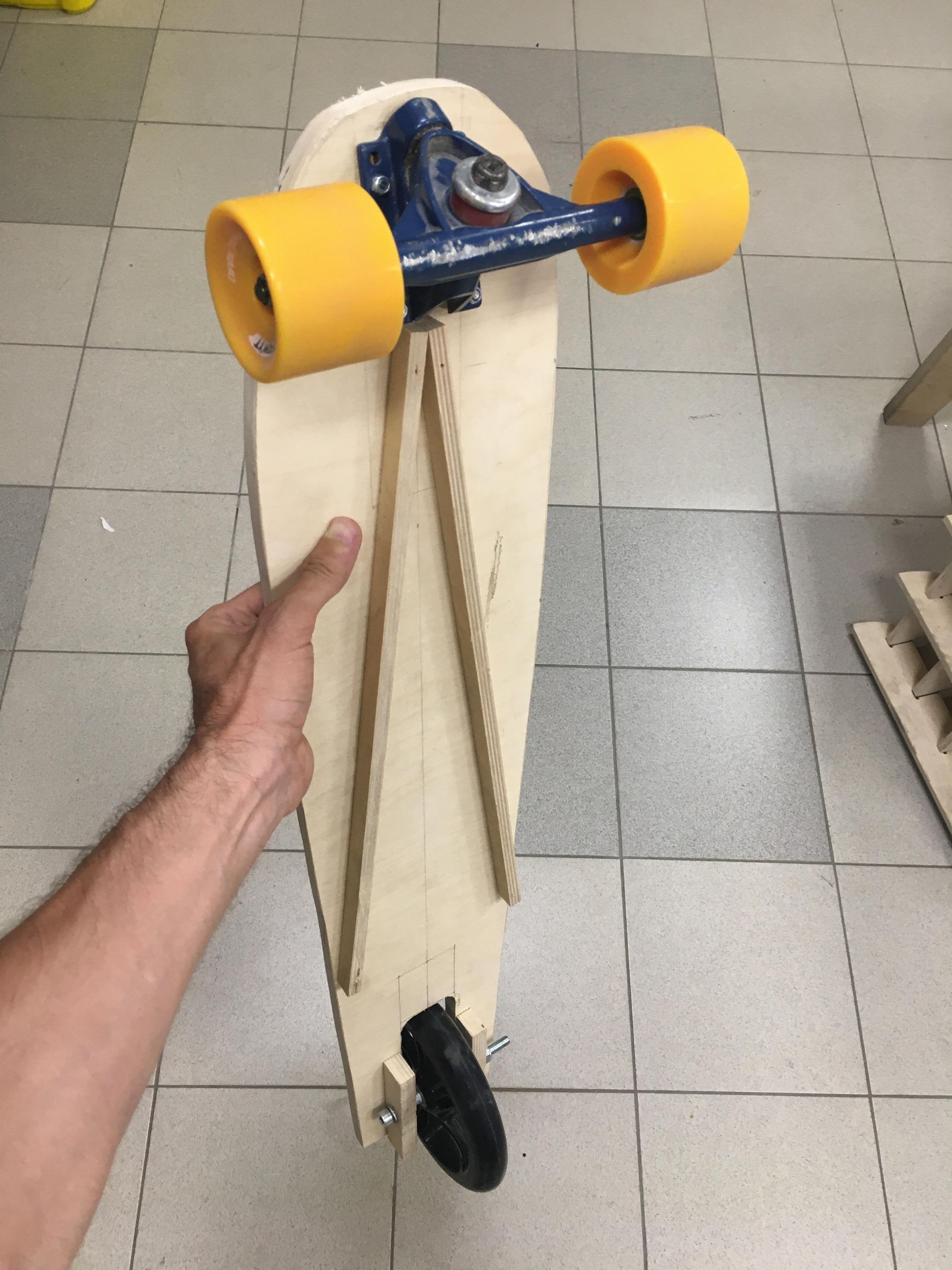 Three-wheel Electric Longboard : 5 Steps (with Pictures) - Instructables