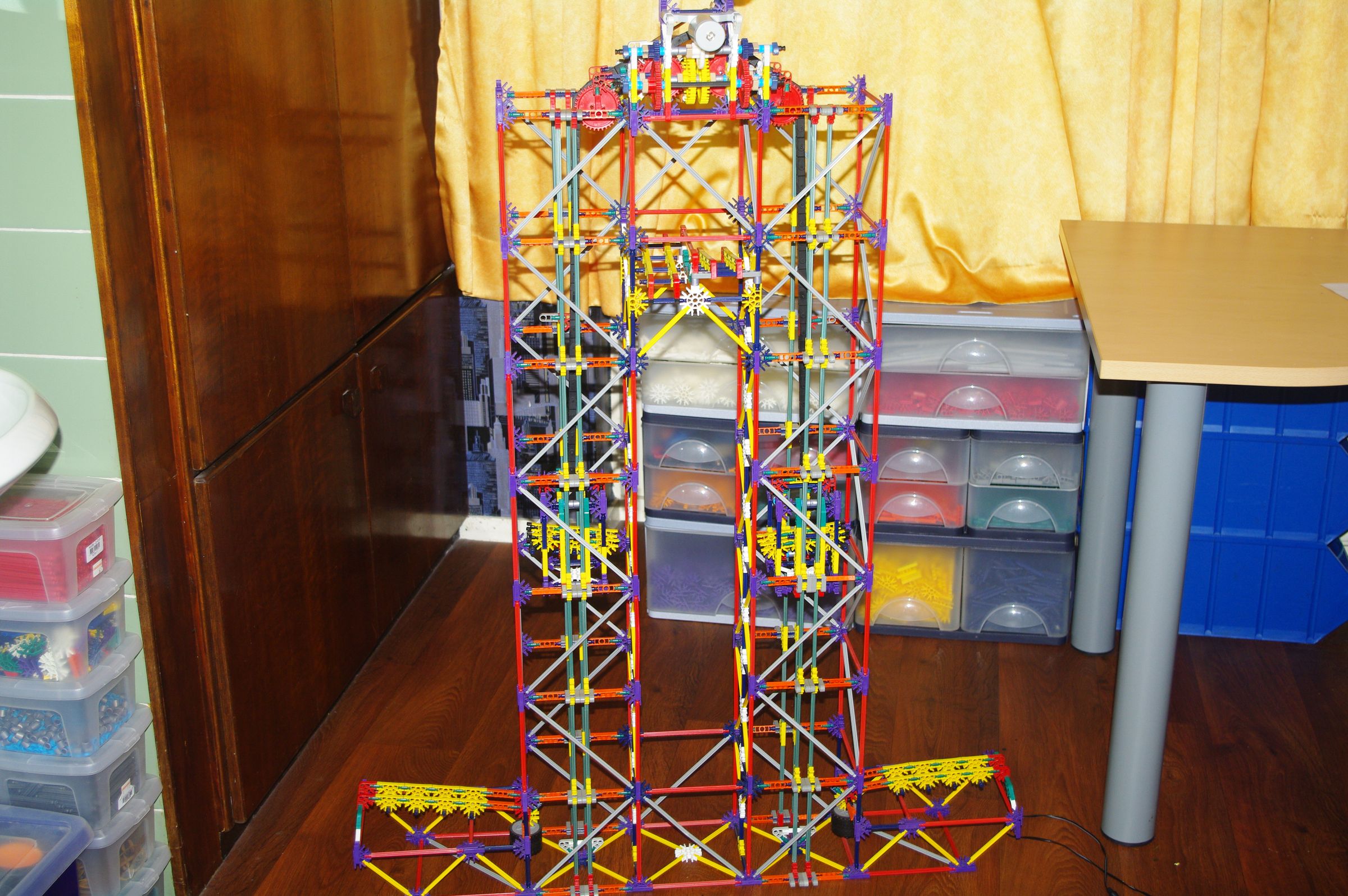 Double Chain Elevator Lift, a K'nex Ball Machine Lift : 6 Steps ...