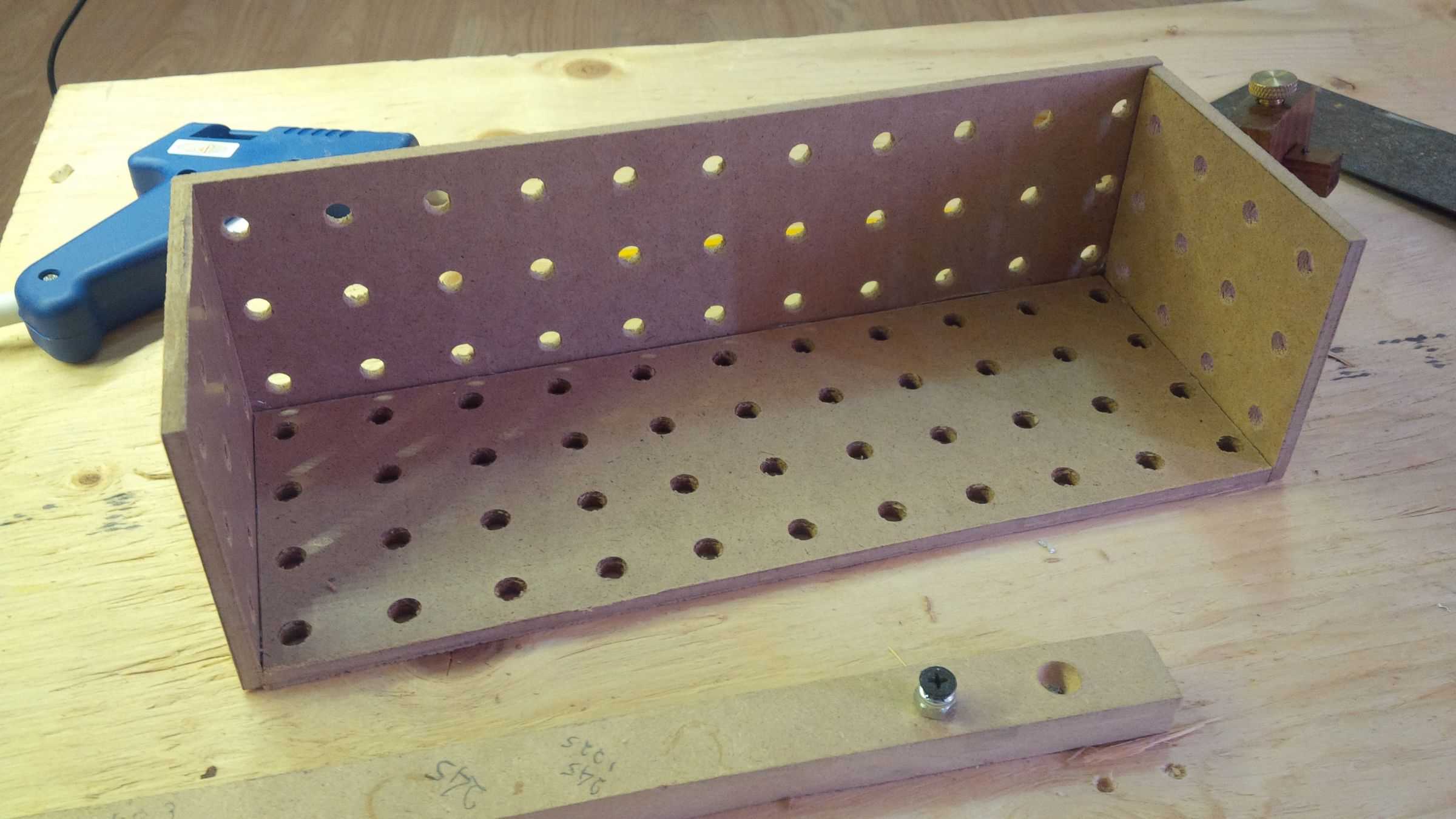 Portable Pegboard Workstation : 10 Steps (with Pictures) - Instructables