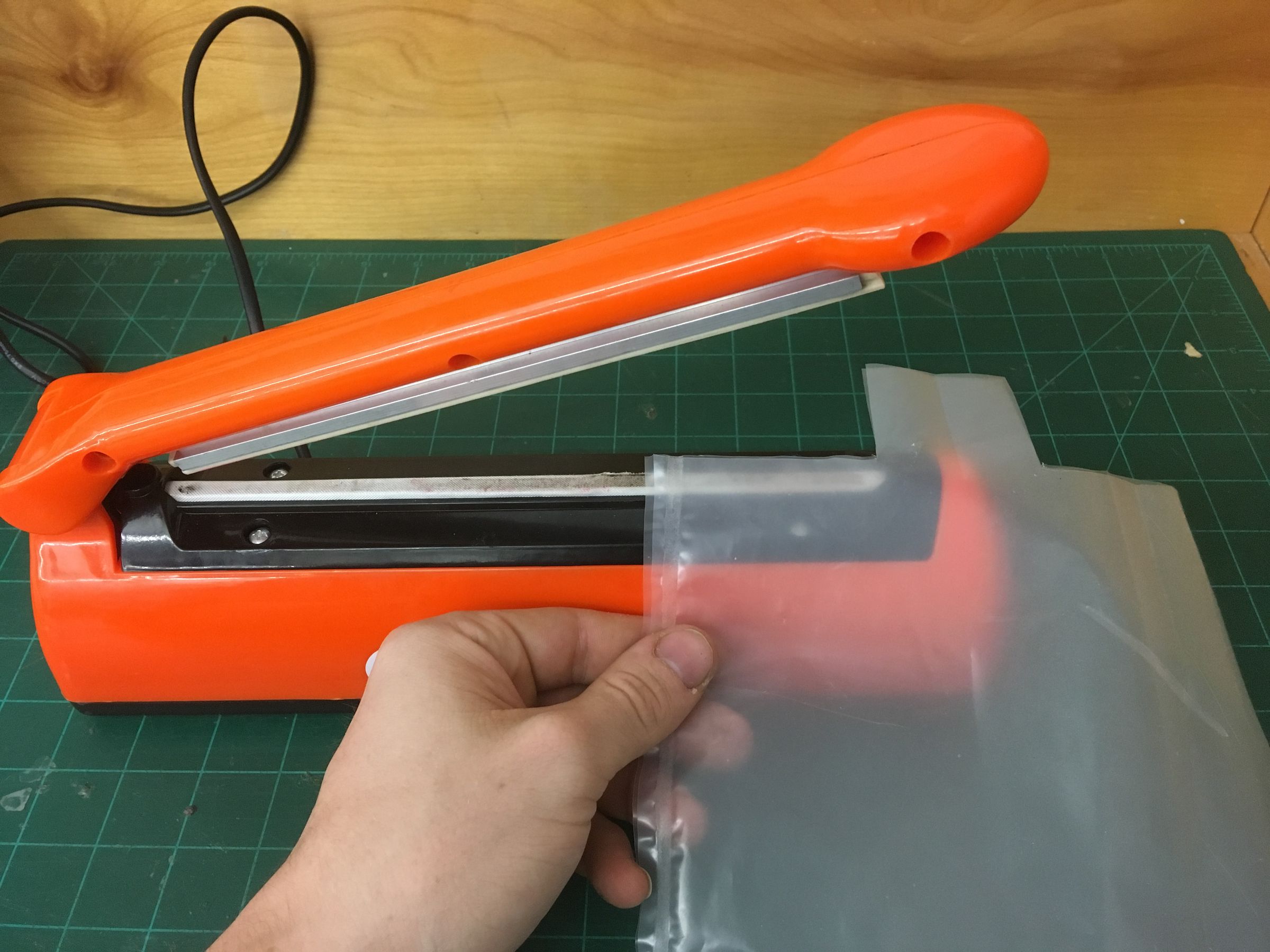 Airtight Self-Sealing Inflatable : 5 Steps (with Pictures) - Instructables