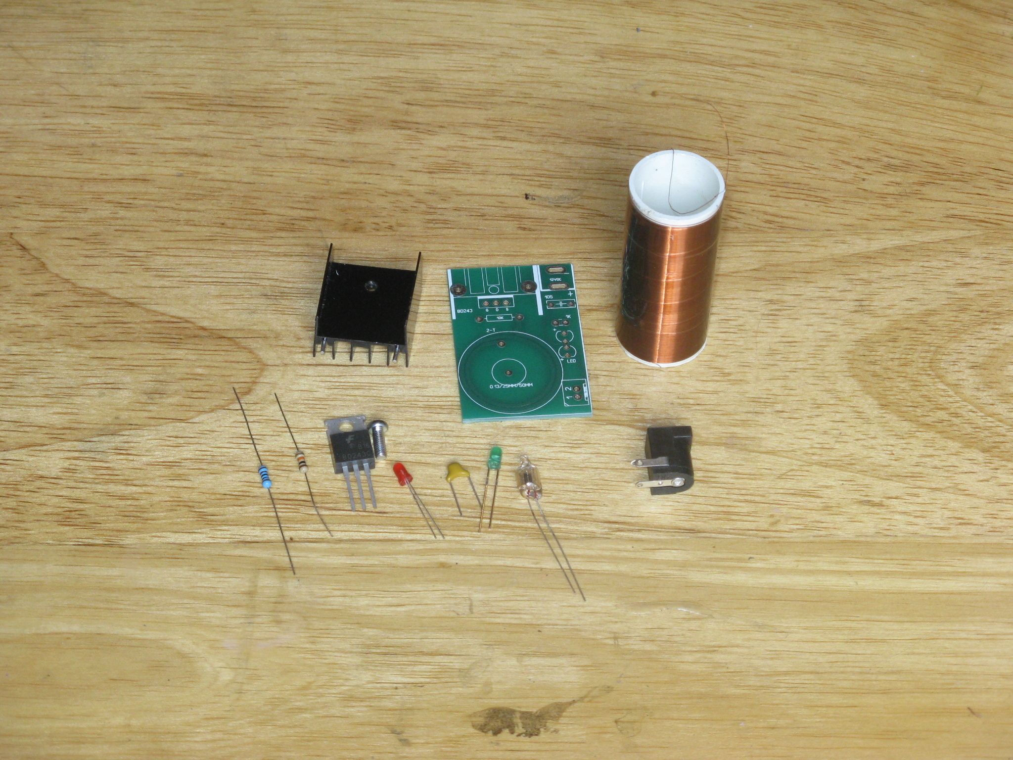 Solid State Tesla Coils and How They Work : 9 Steps - Instructables