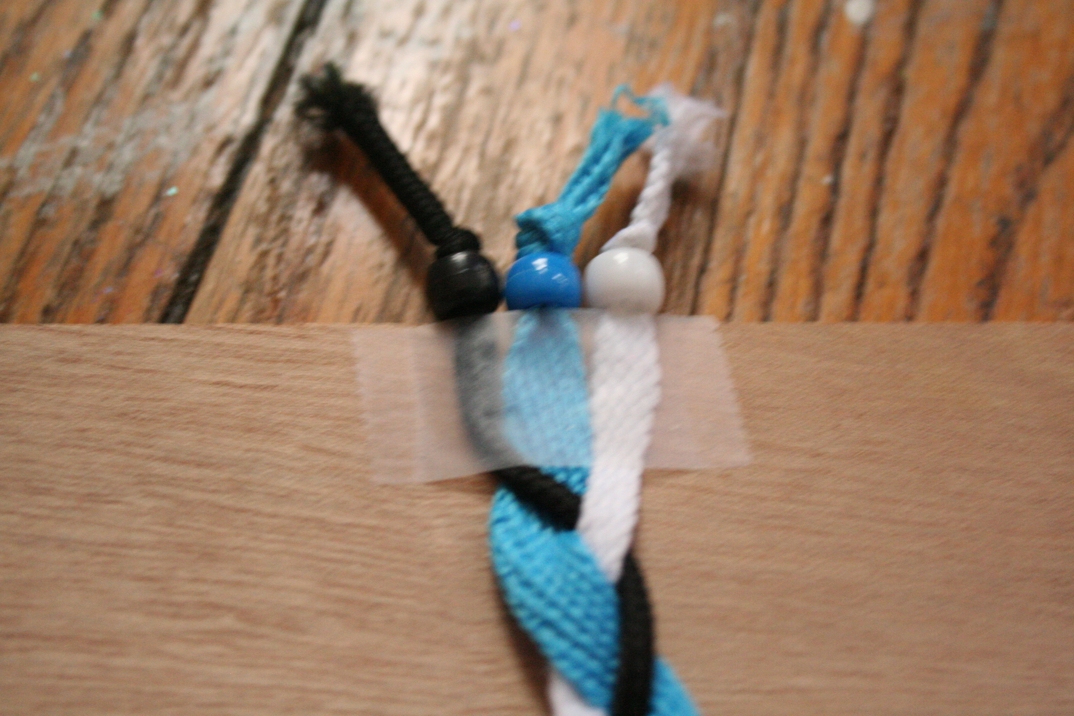 Braided Shoelace Bracelet : 5 Steps (with Pictures) - Instructables