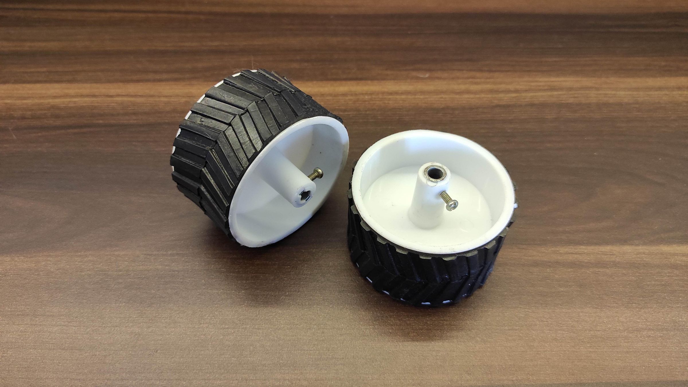 The Ultimate Floor Cleaning Robot (v2.0) : 16 Steps (with Pictures ...