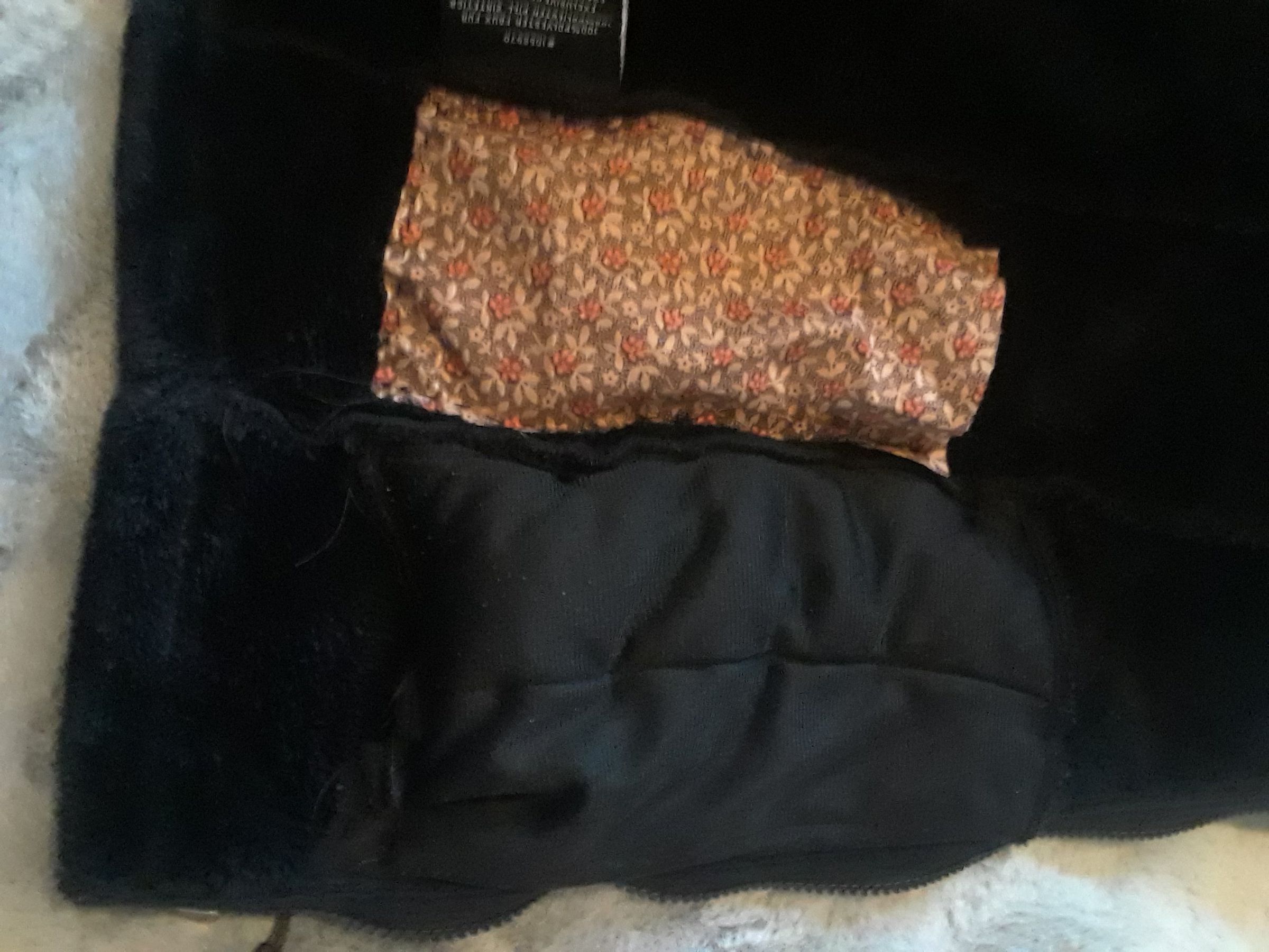The Ultimate Movie Theater Jacket : 4 Steps - Instructables