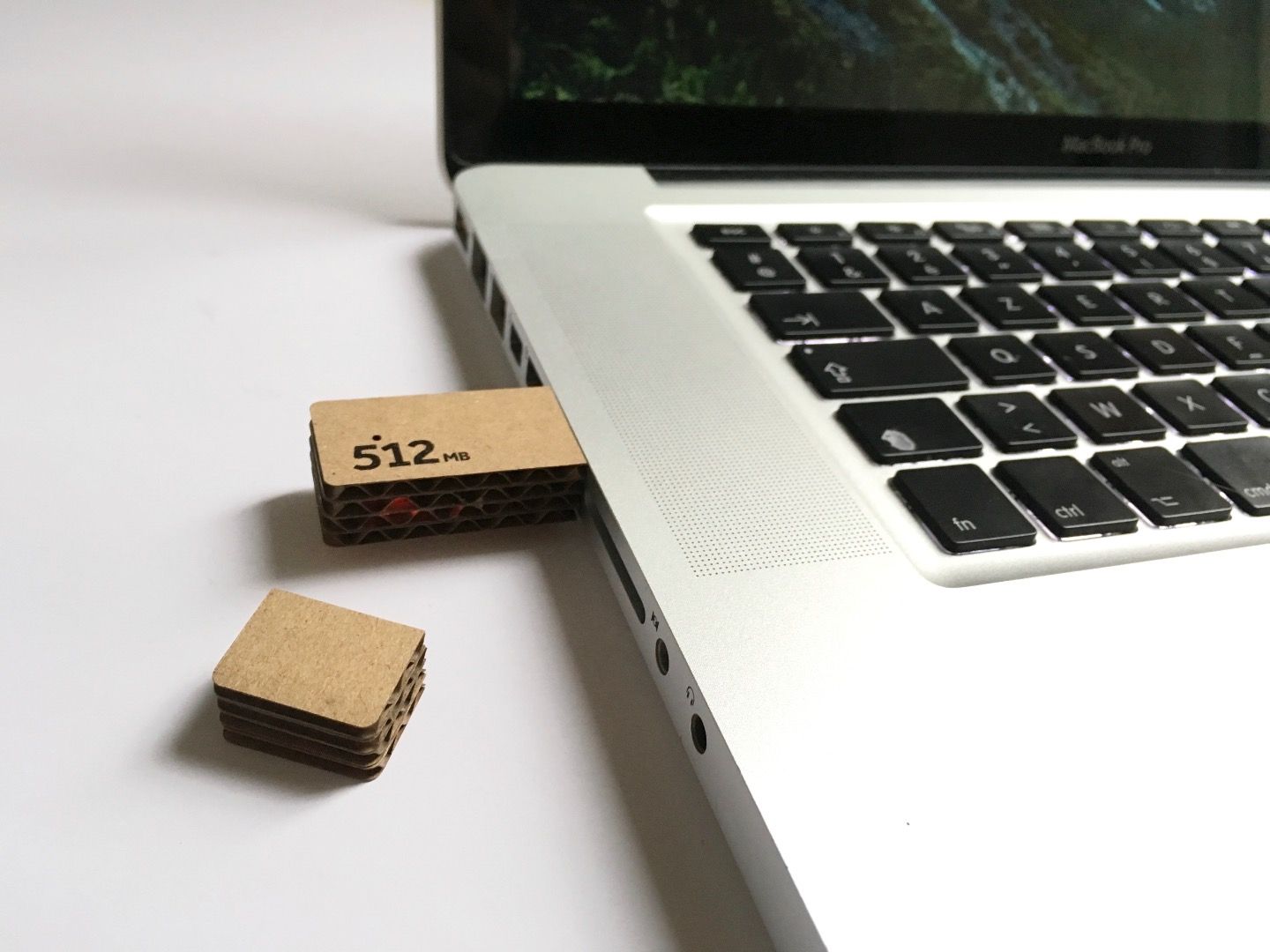 Cardboard USB Flash Drive (Packaging) : 7 Steps (with Pictures ...